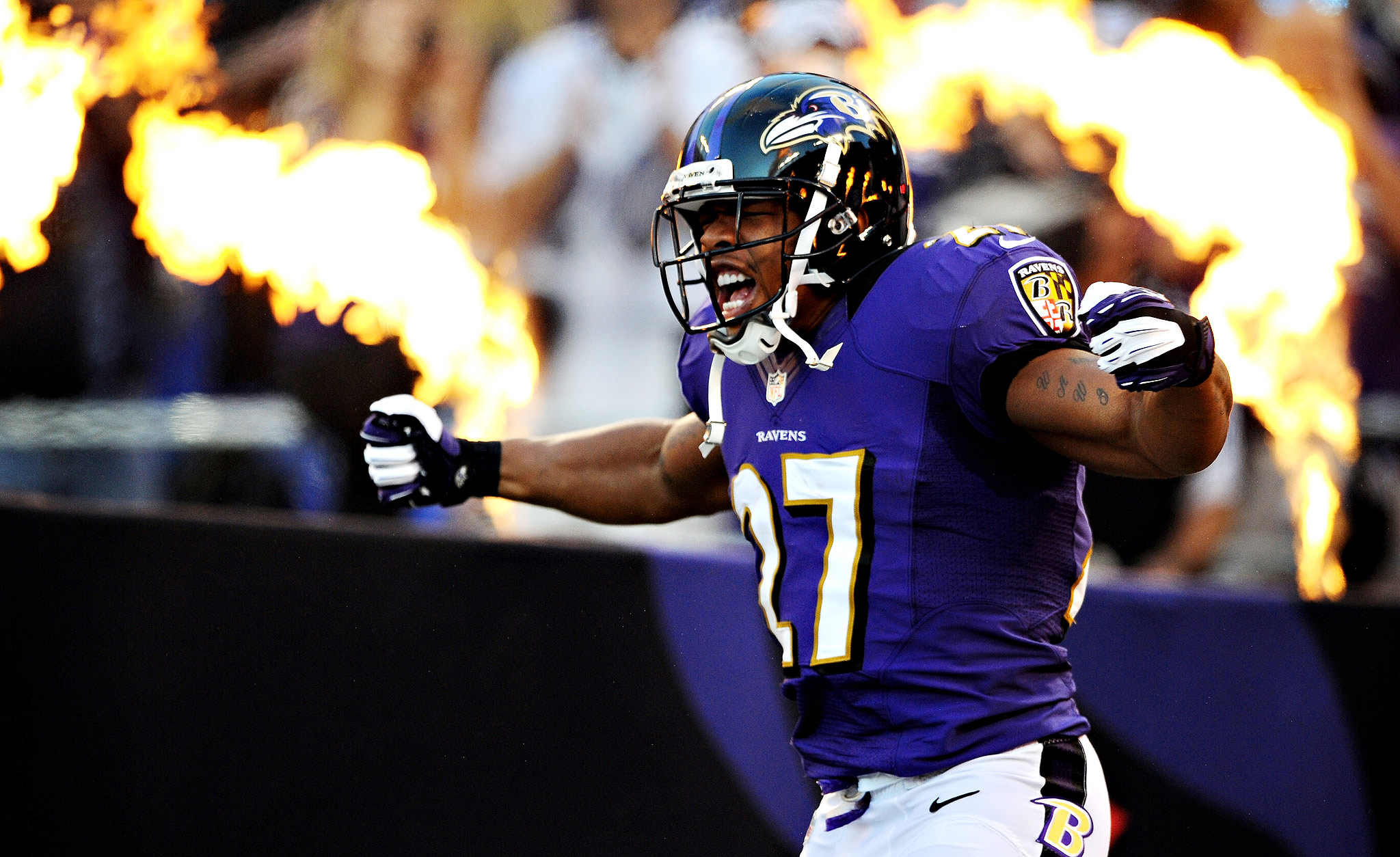 Ray Rice - Photos of the Day Sept. 11, 2012 - ESPN