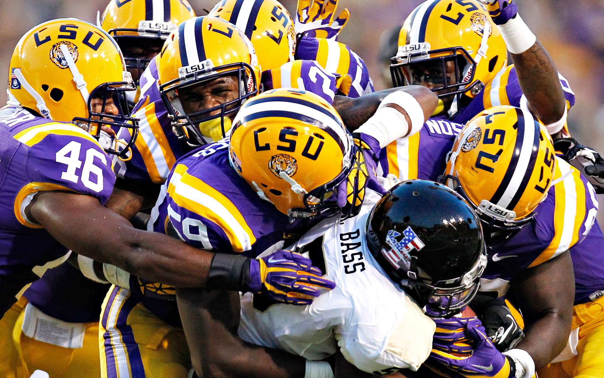 LSU defense - Photos of the Day September 17, 2012 - ESPN