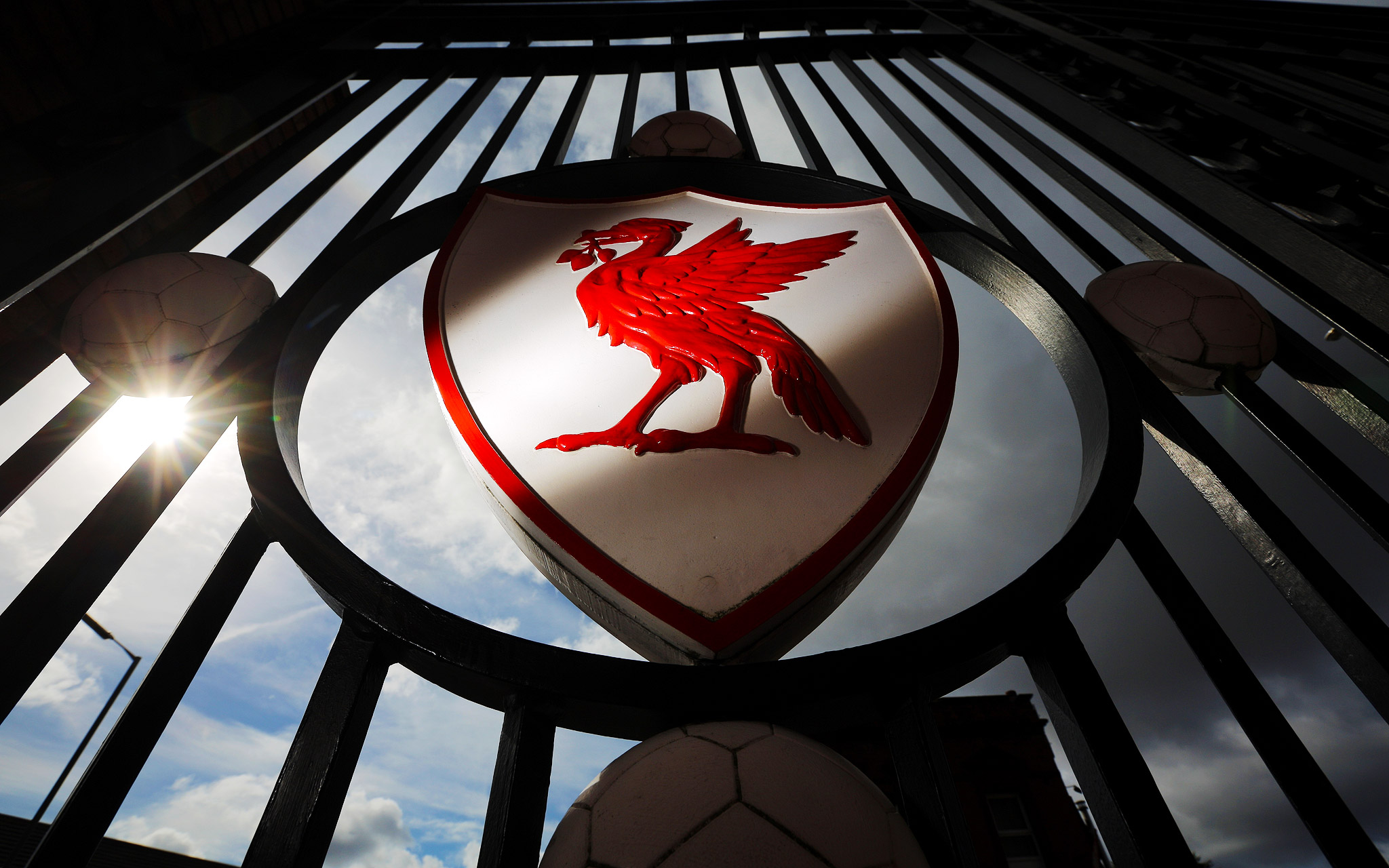 Liverpool Emblem - Photos of the Day September 18, 2012 - ESPN