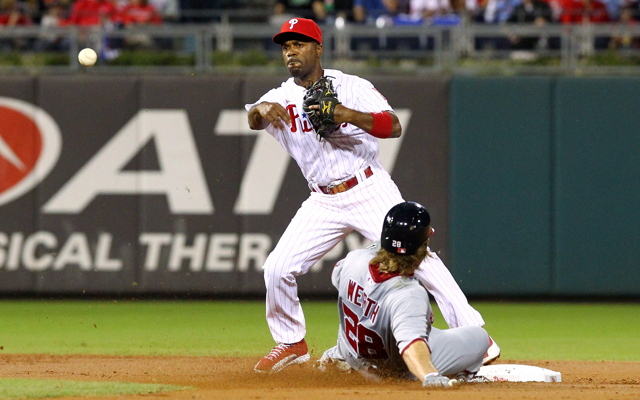 For the Double Play? - Photos of the Day September 27, 2012 - ESPN
