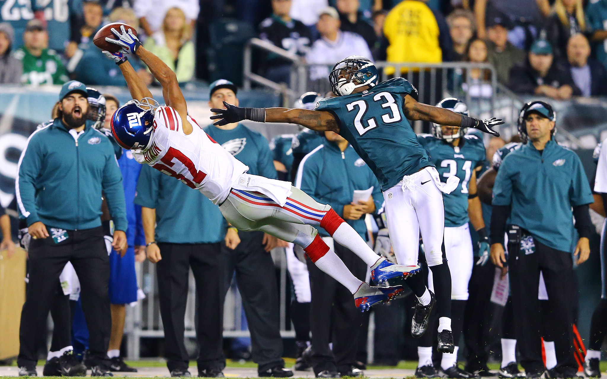 It's A Stretch - Photos of the Day October 1, 2012 - ESPN