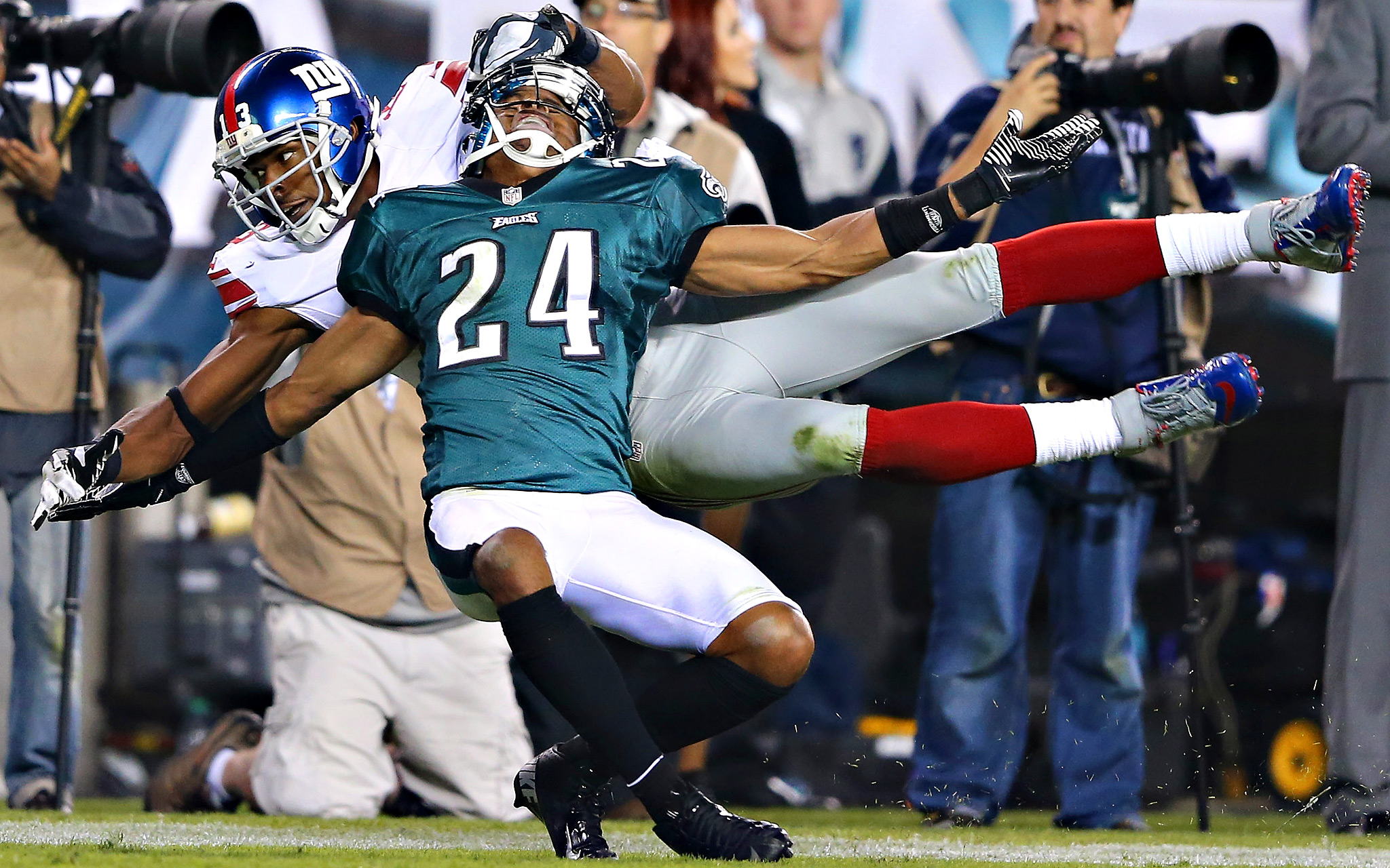 Interference - Photos of the Day October 1, 2012 - ESPN