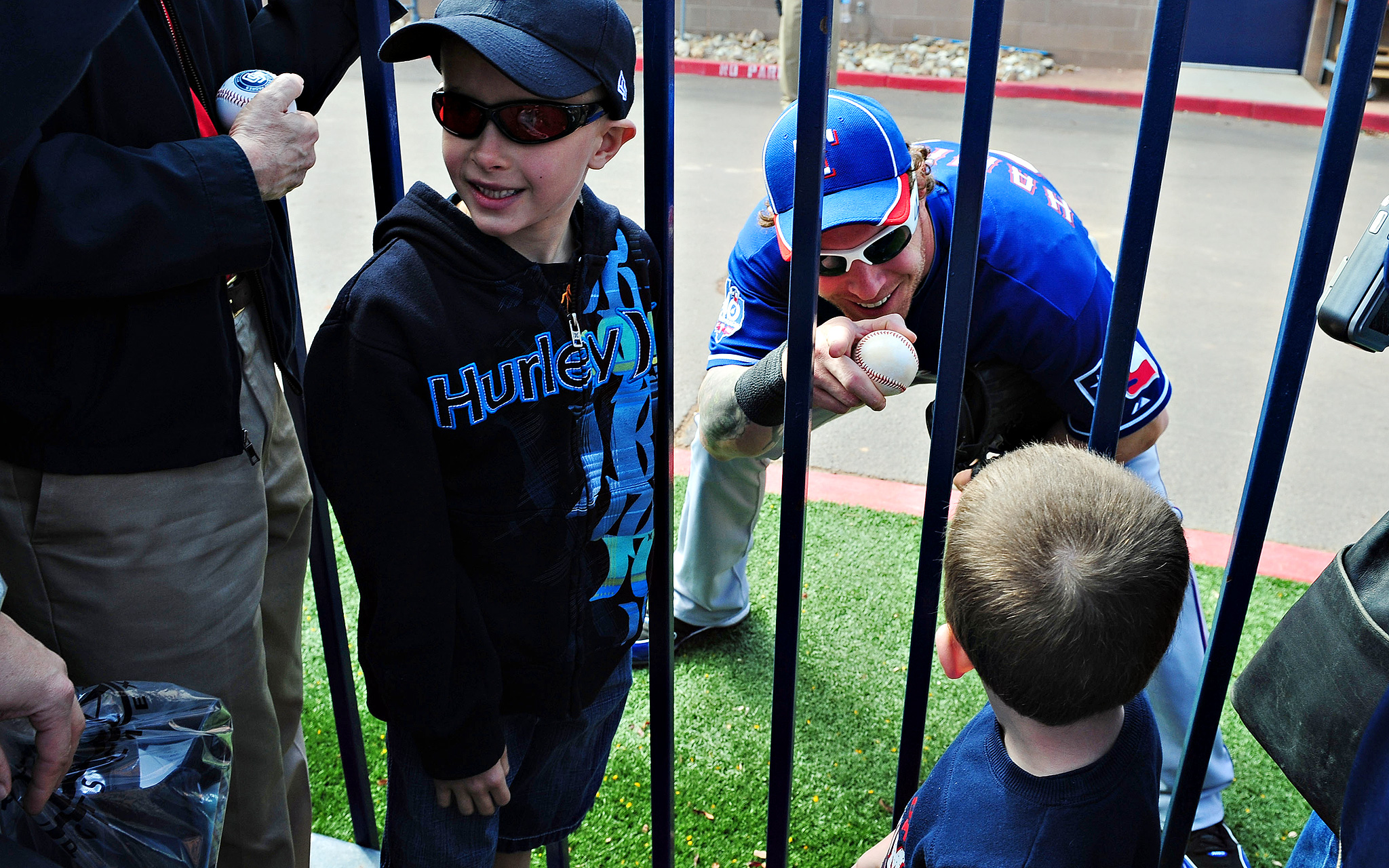 Reconnecting - Josh Hamilton's Season - ESPN