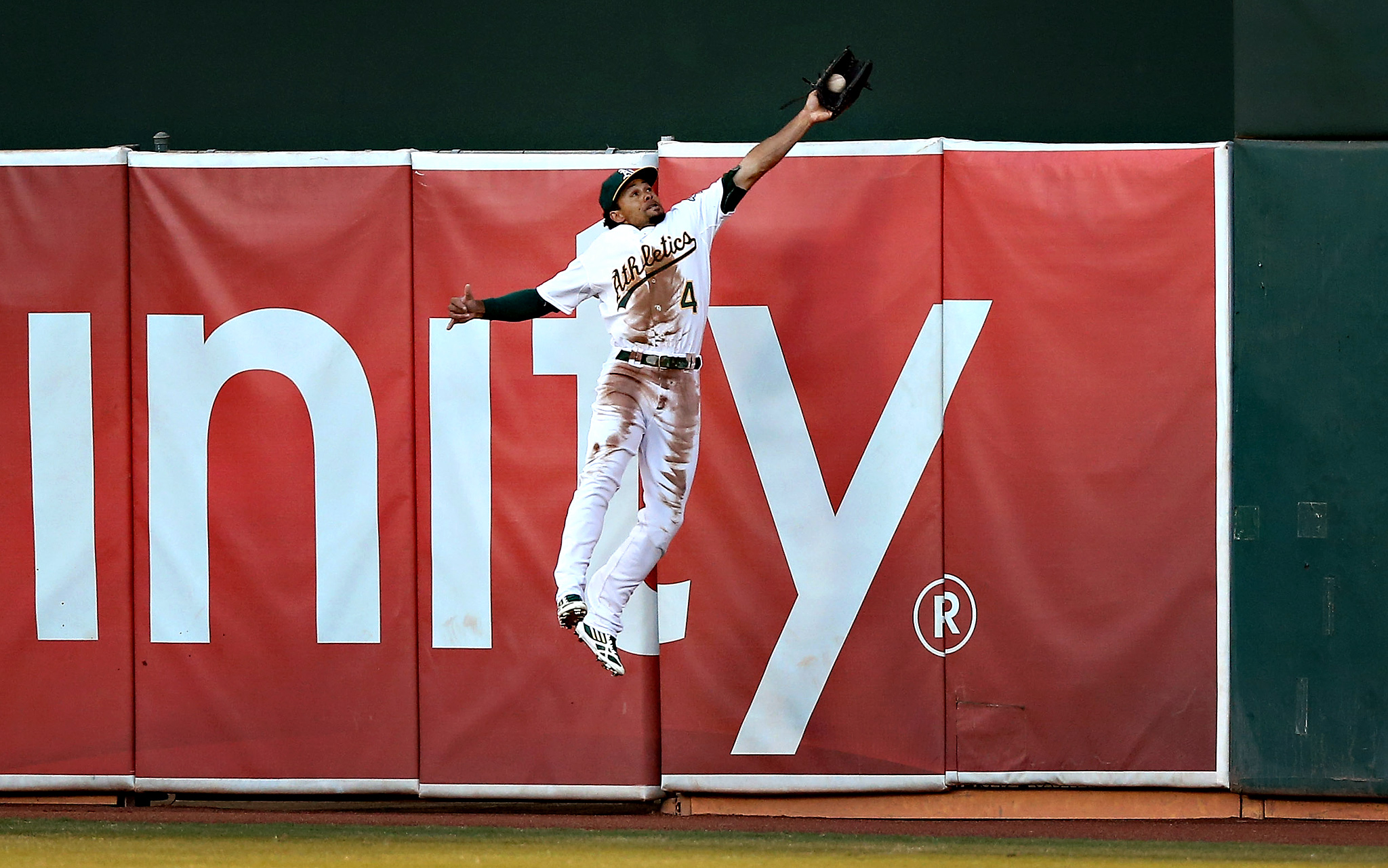 So Crisp - Photos of the Day for October 10, 2012 - ESPN