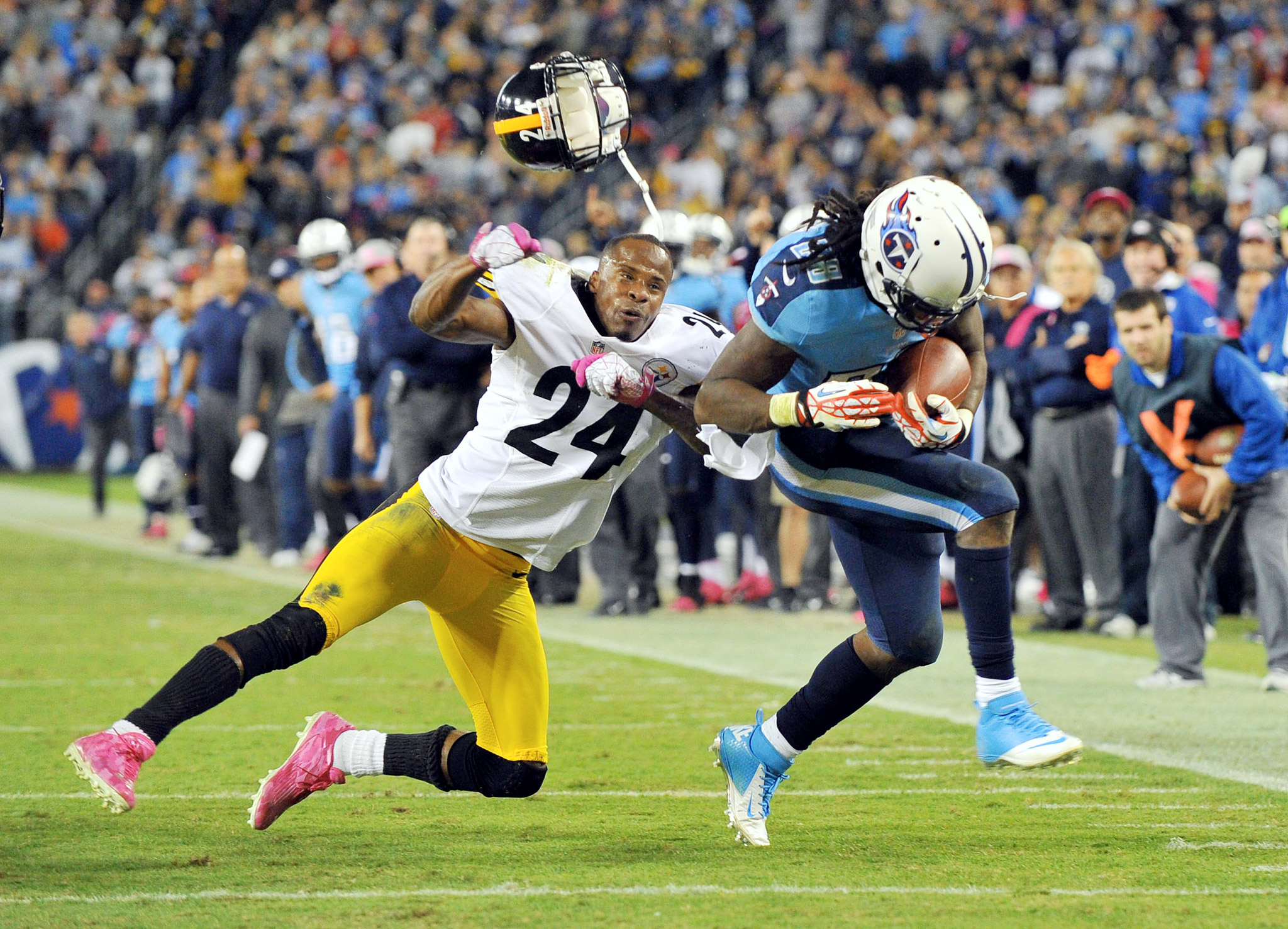 Hats Off - Photos of the Day October 12, 2012 - ESPN