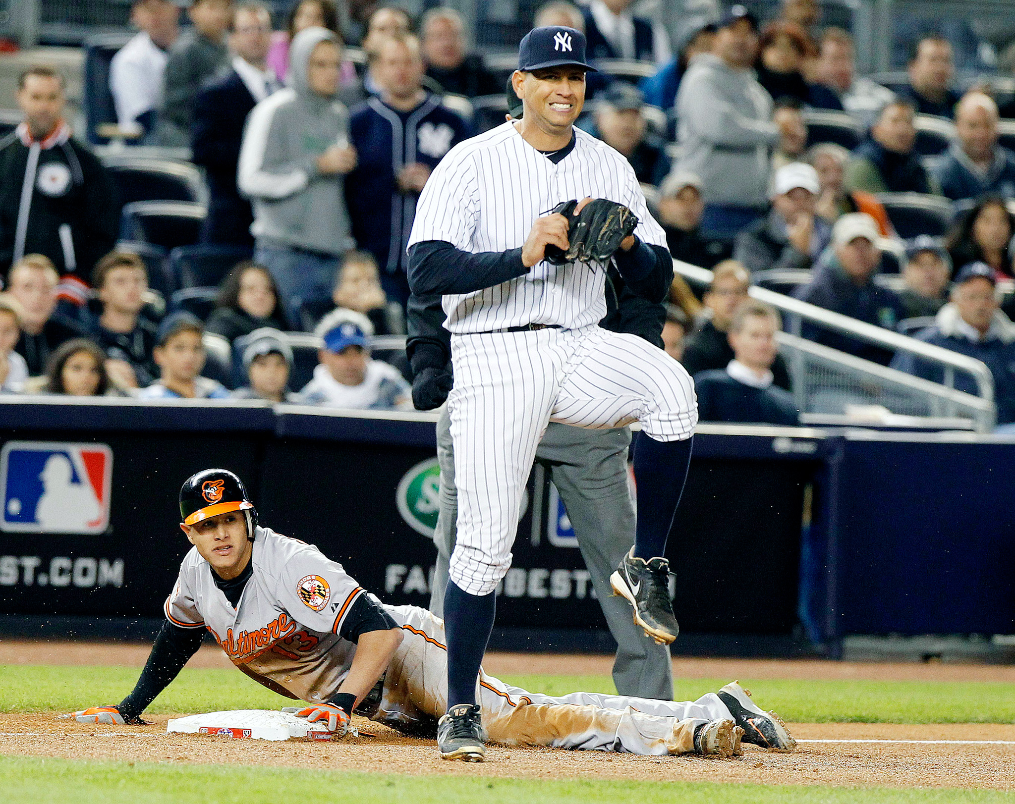 Sliding Safely - Photos of the Day October 12, 2012 - ESPN