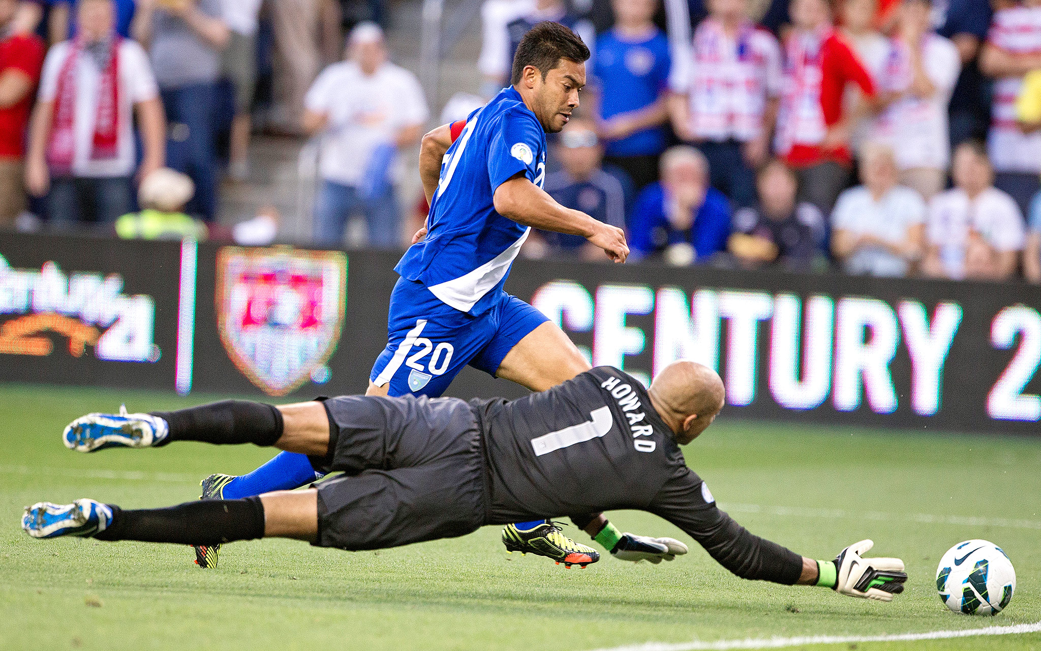 Carlos Ruiz - World Cup Qualifying : Oct. 12 & 16, 2012 - ESPN