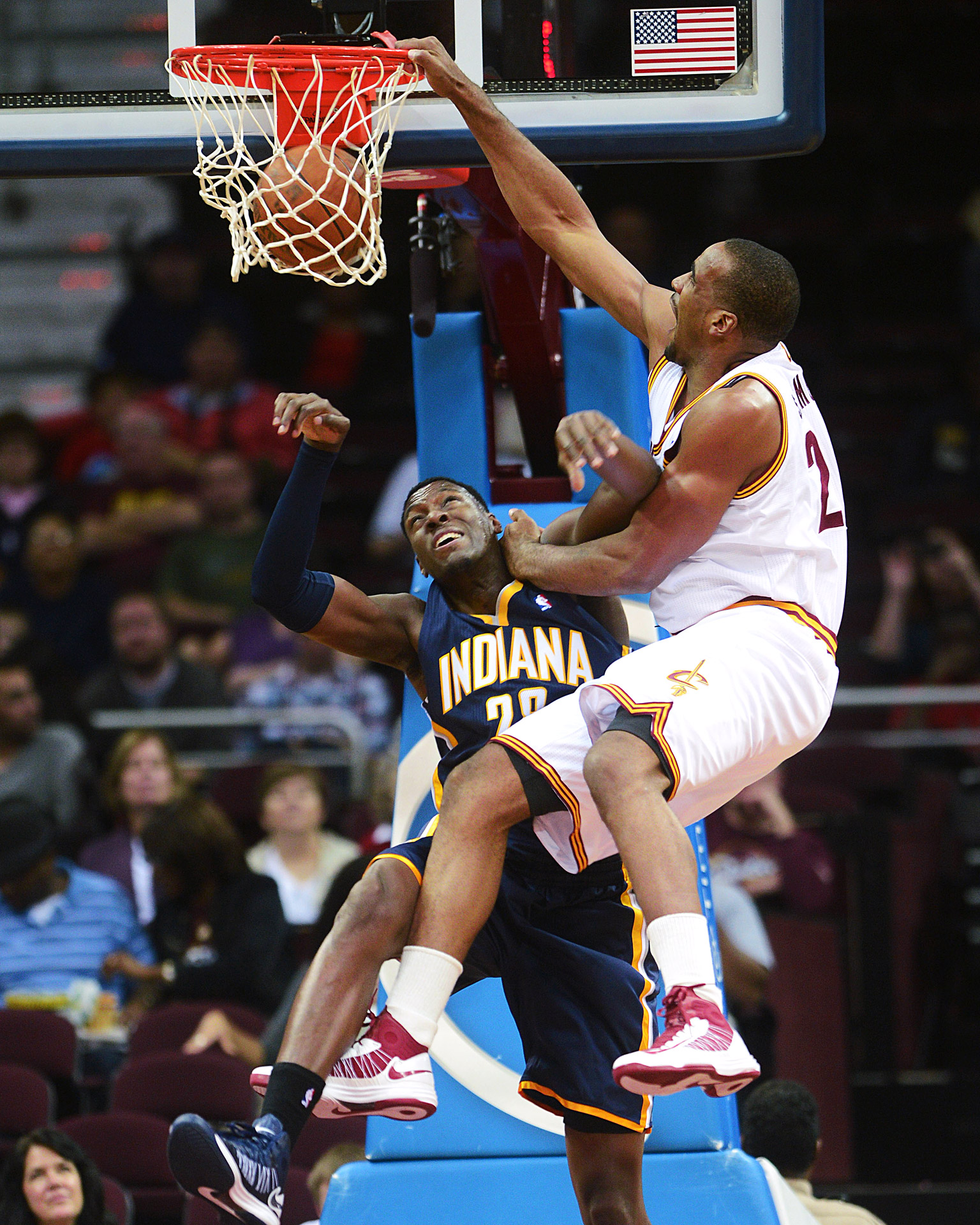 Preseason Poster - Photos of the Day October 24, 2012 - ESPN