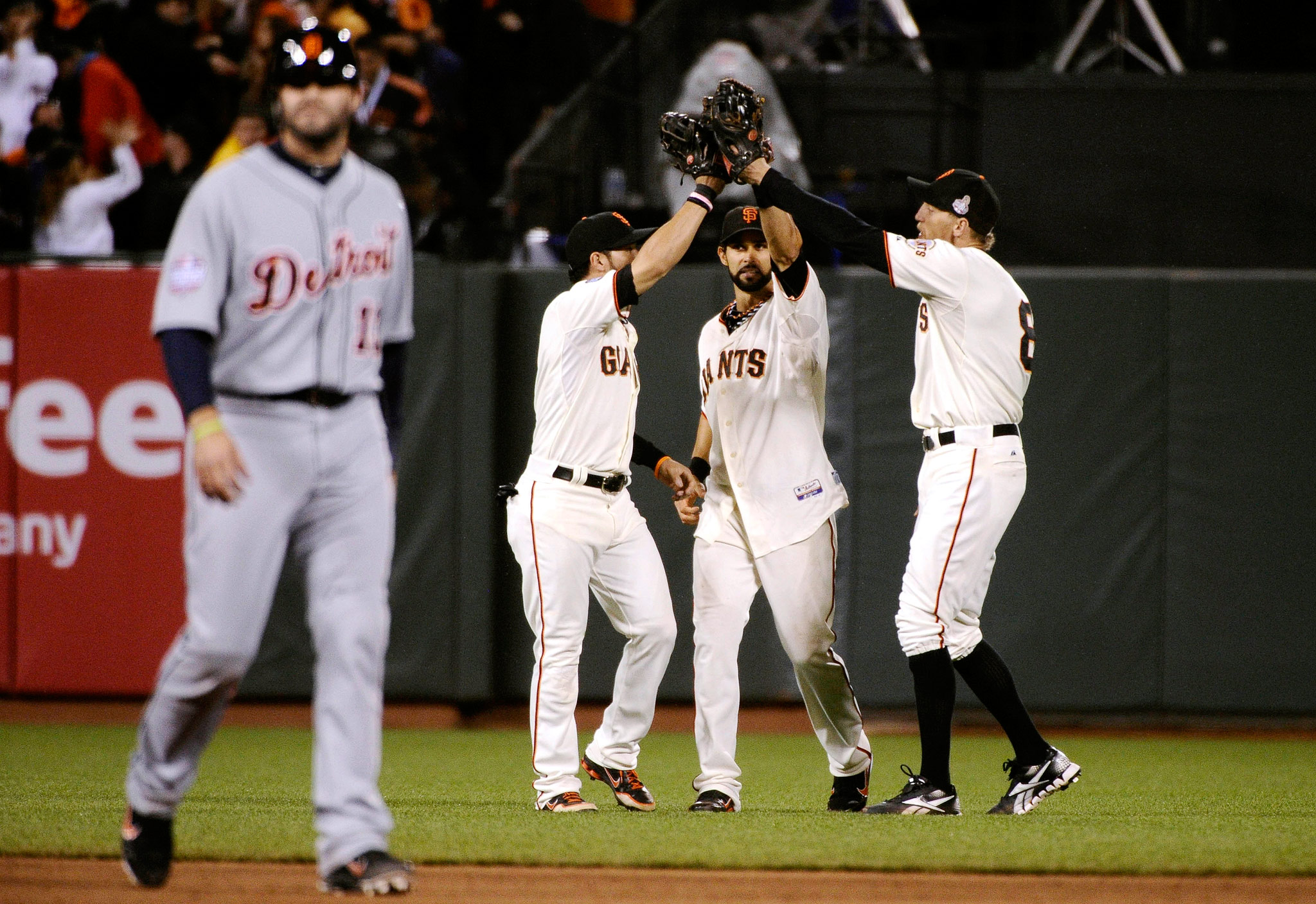 Triple Threat - Photos of the Day October 25, 2012 - ESPN