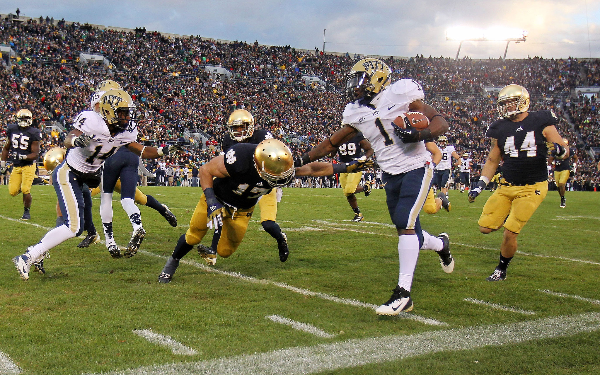 How's My Stiff Arm? - Best of Week 10 2012 - ESPN