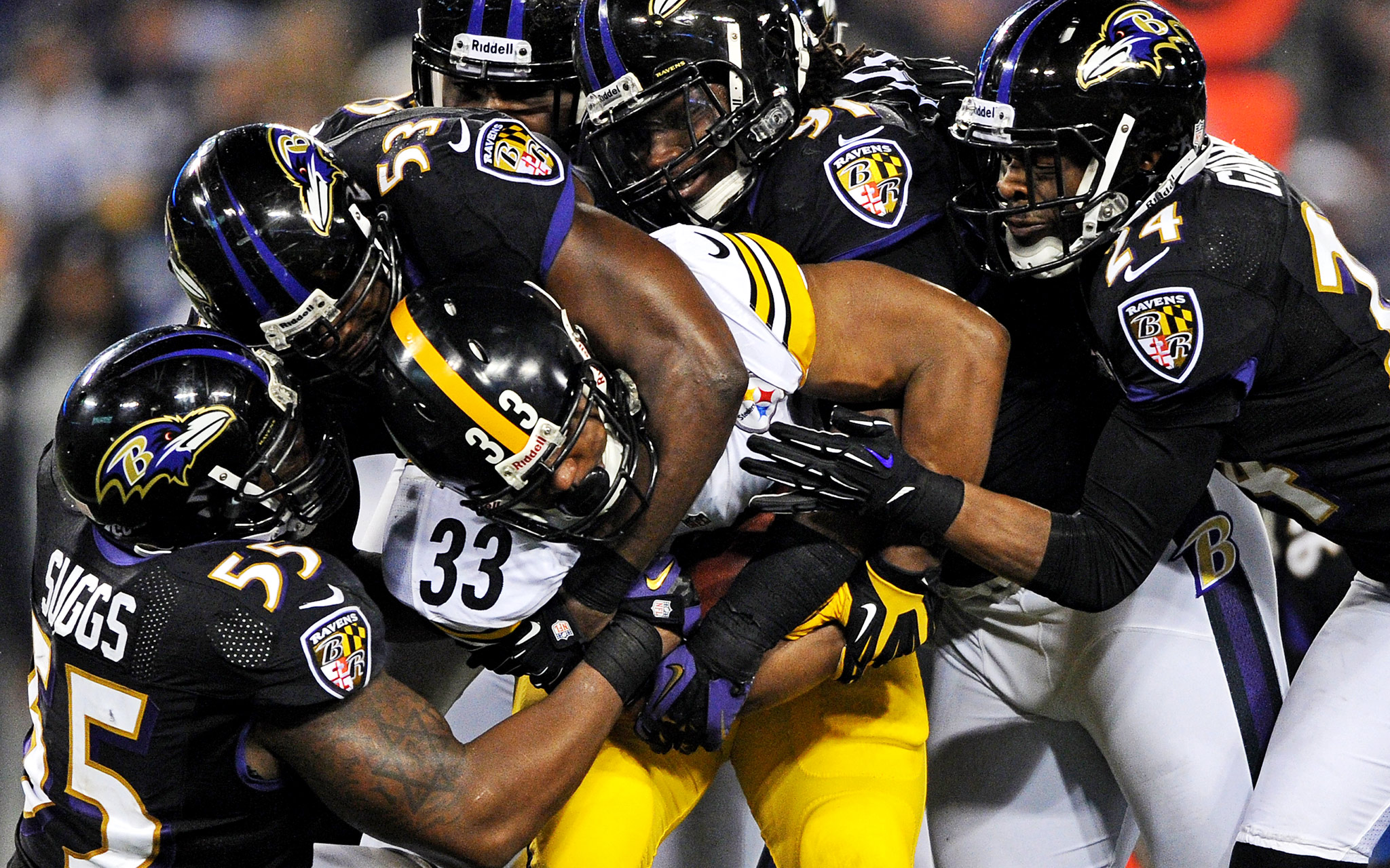 Flock Of Ravens - Photos of the Day for Dec. 03, 2012 - ESPN