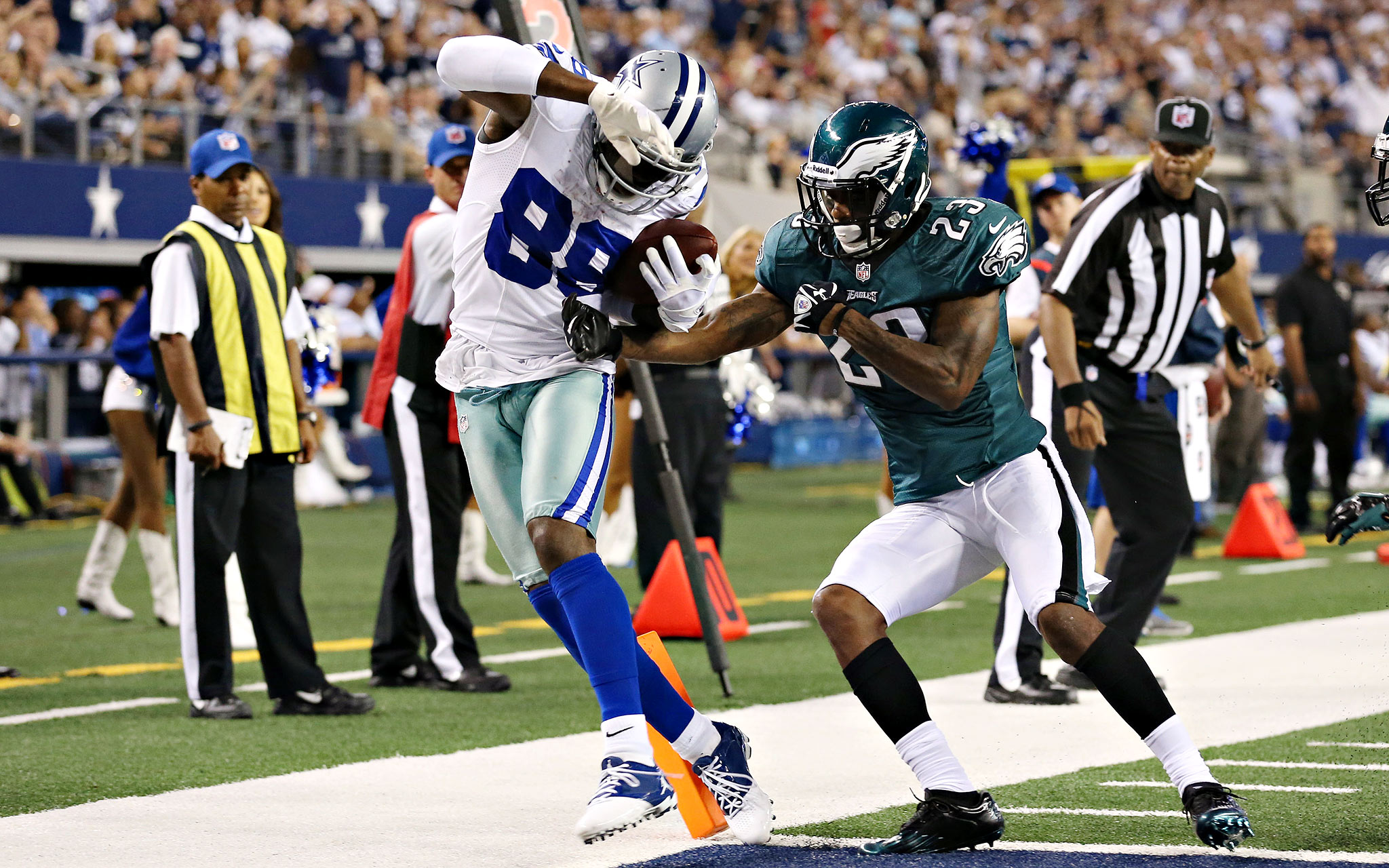 Texas Sidestep - Photos of the Day for Dec. 03, 2012 - ESPN