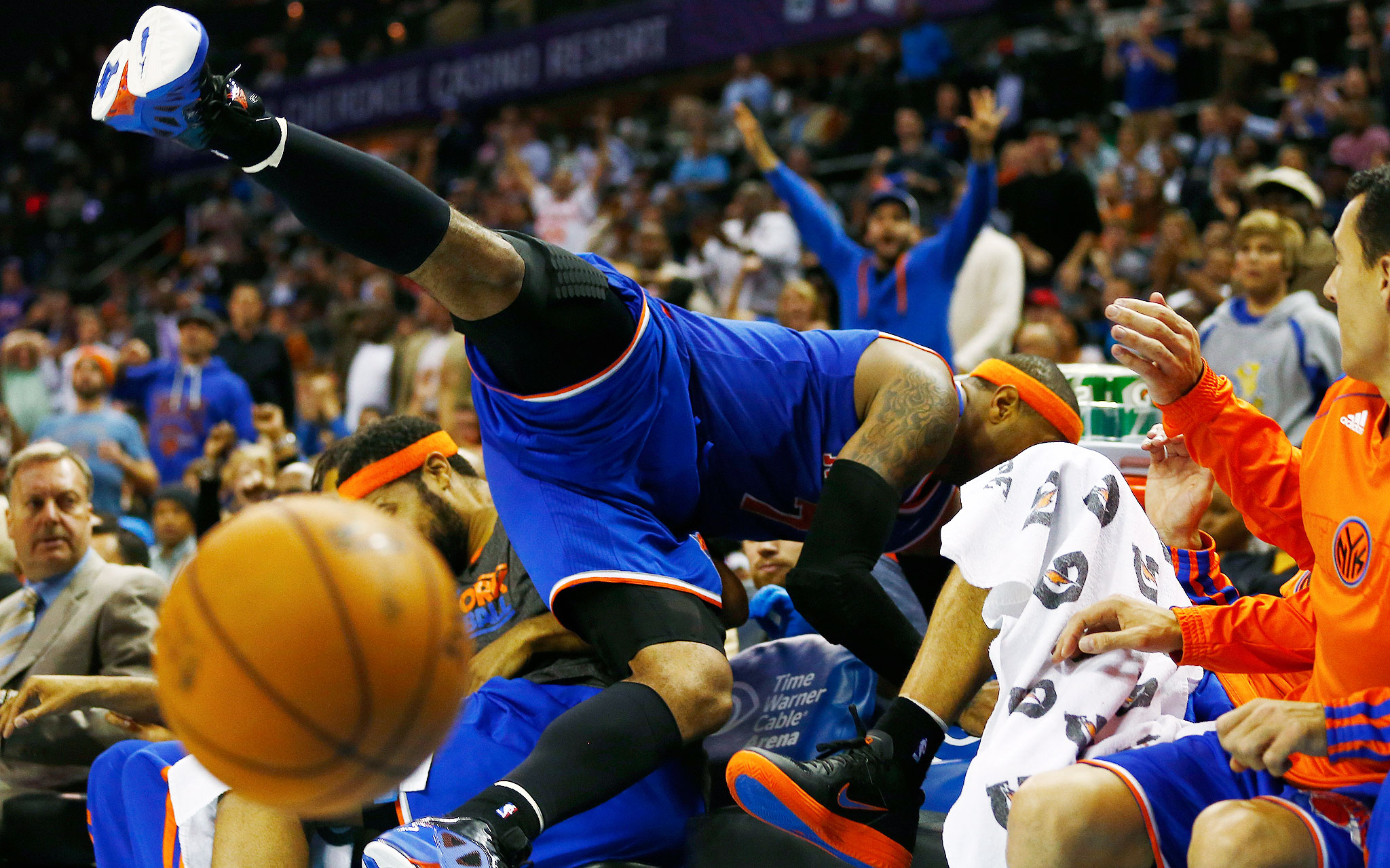 Clearing the Bench - Photos of the Day for Dec. 06, 2012 - ESPN