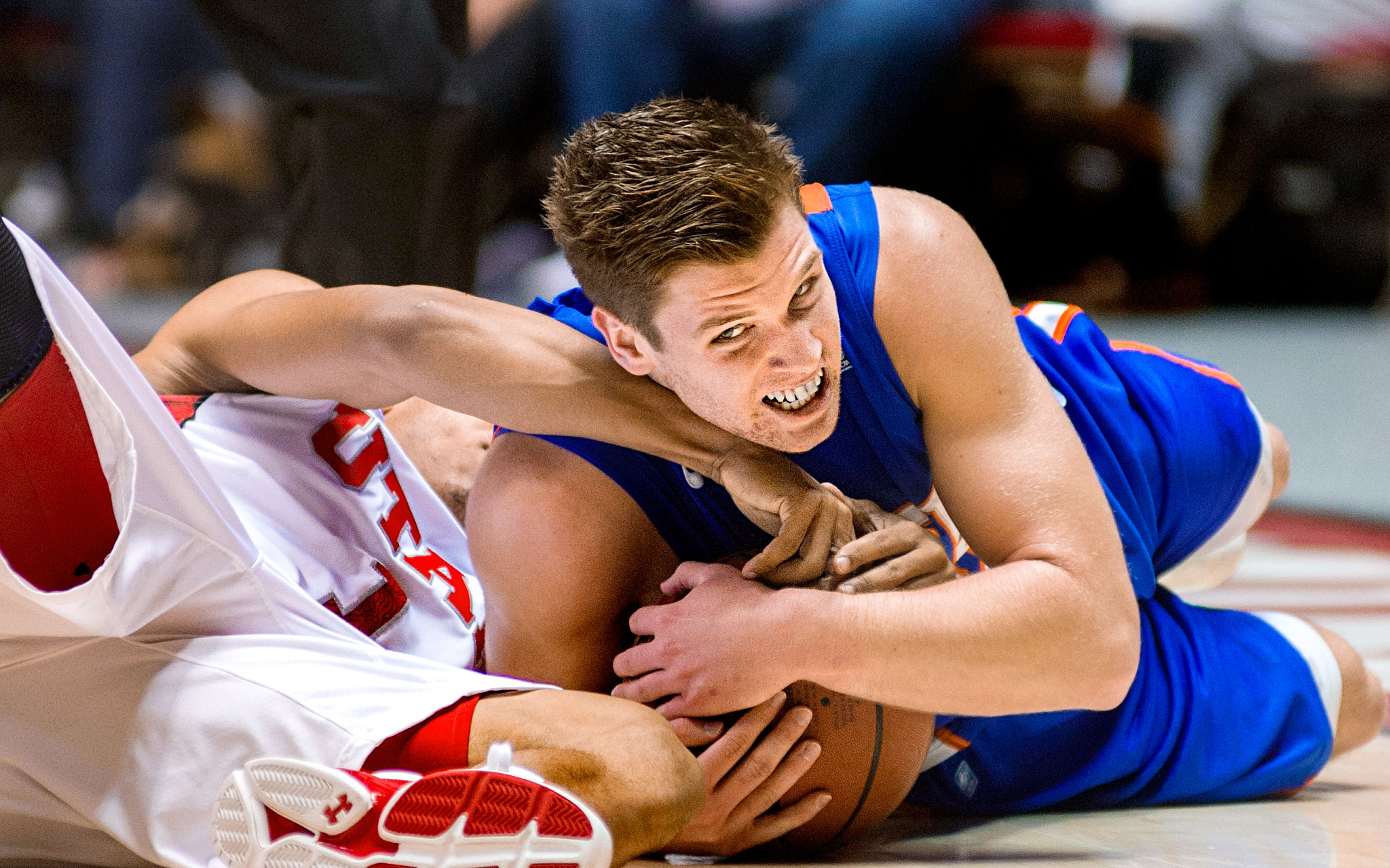 Ball Hog - Photos of the Day for Dec. 06, 2012 - ESPN