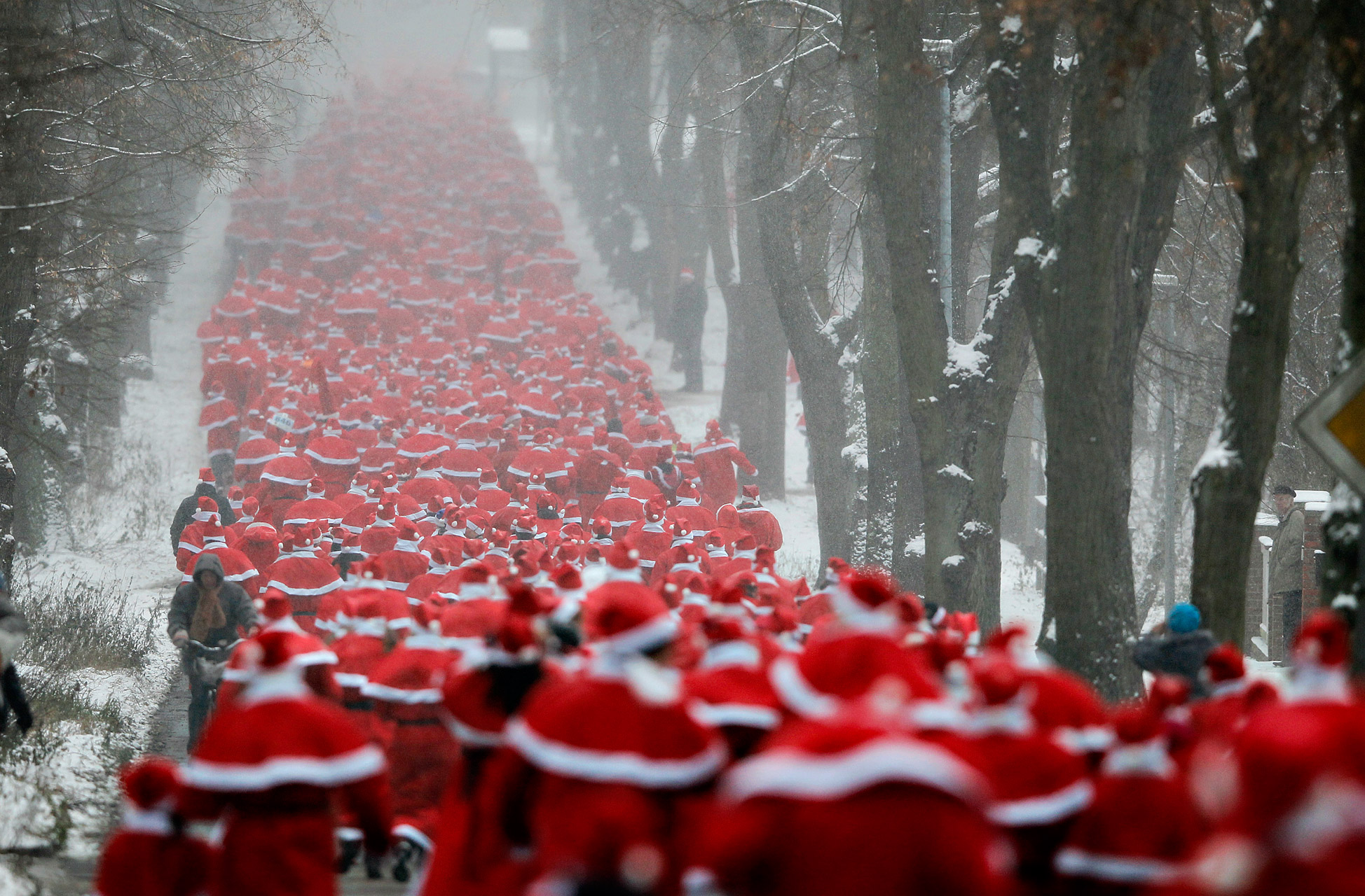 Coming To Town - Photos of the Day for Dec. 10, 2012 - ESPN