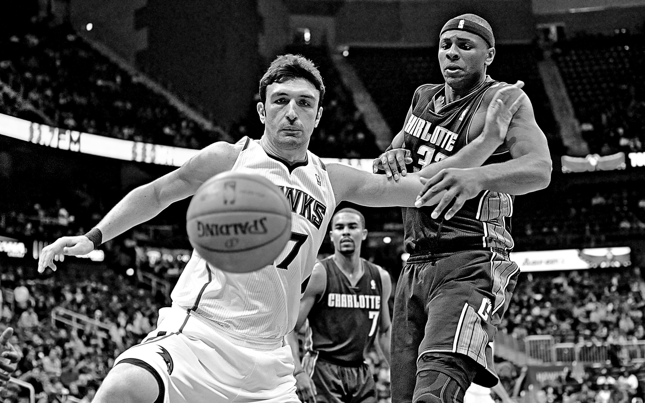 On The Loose - Photos of the Day for Dec. 14, 2012 - ESPN