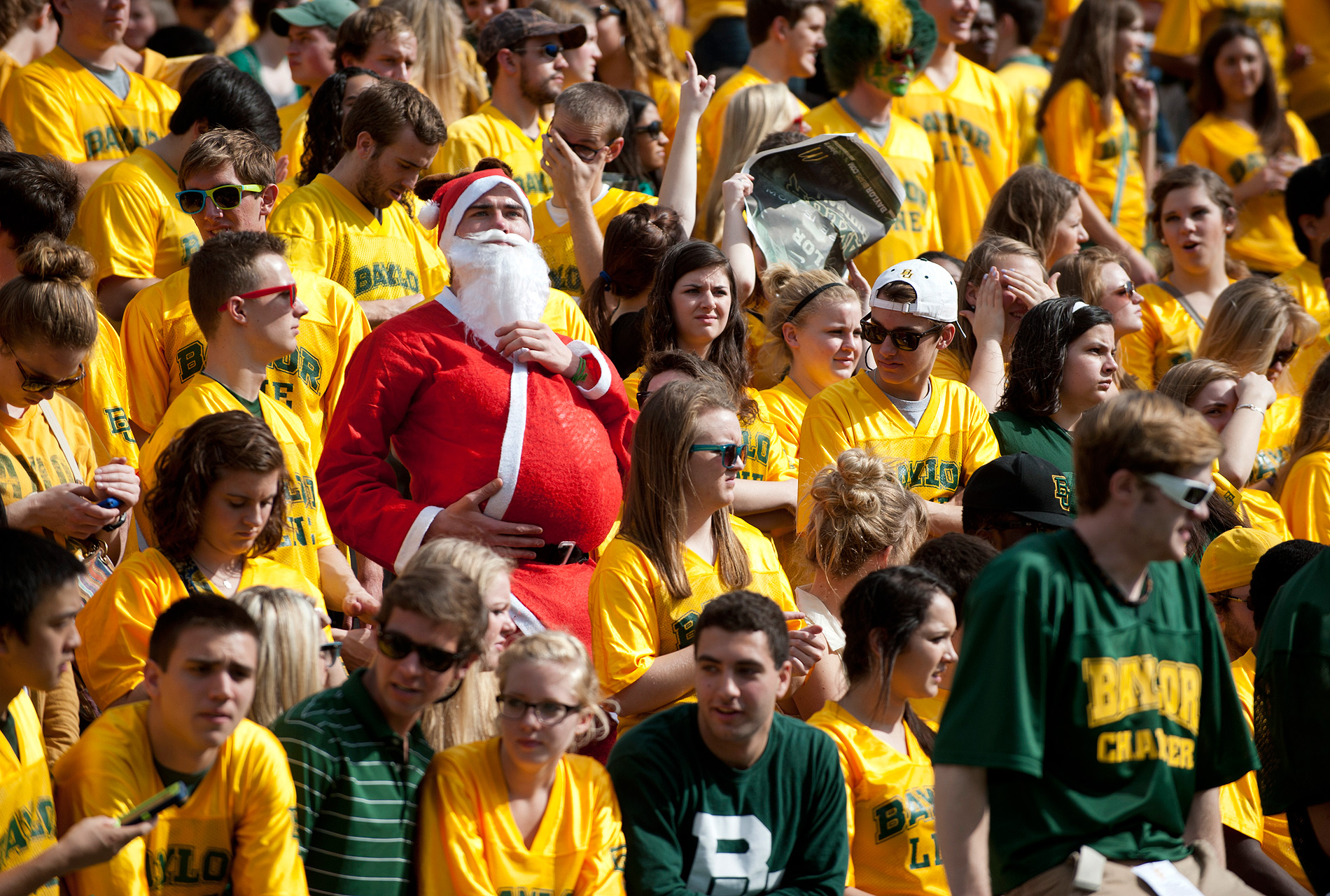 Santa Bear - Photos of the Day (Christmas 2012) - ESPN