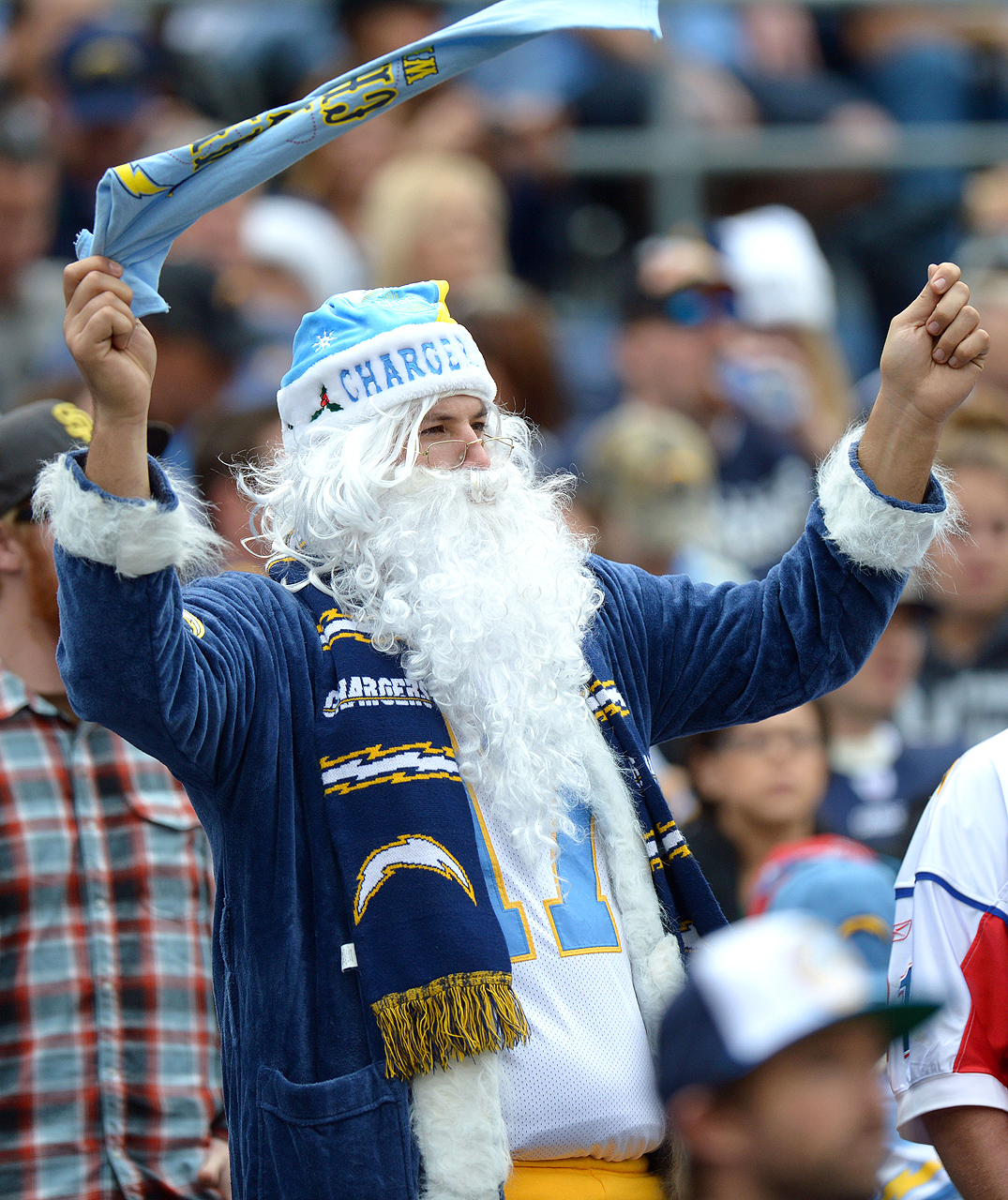 A Charged-Up Christmas - Photos of the Day (Christmas 2012) - ESPN