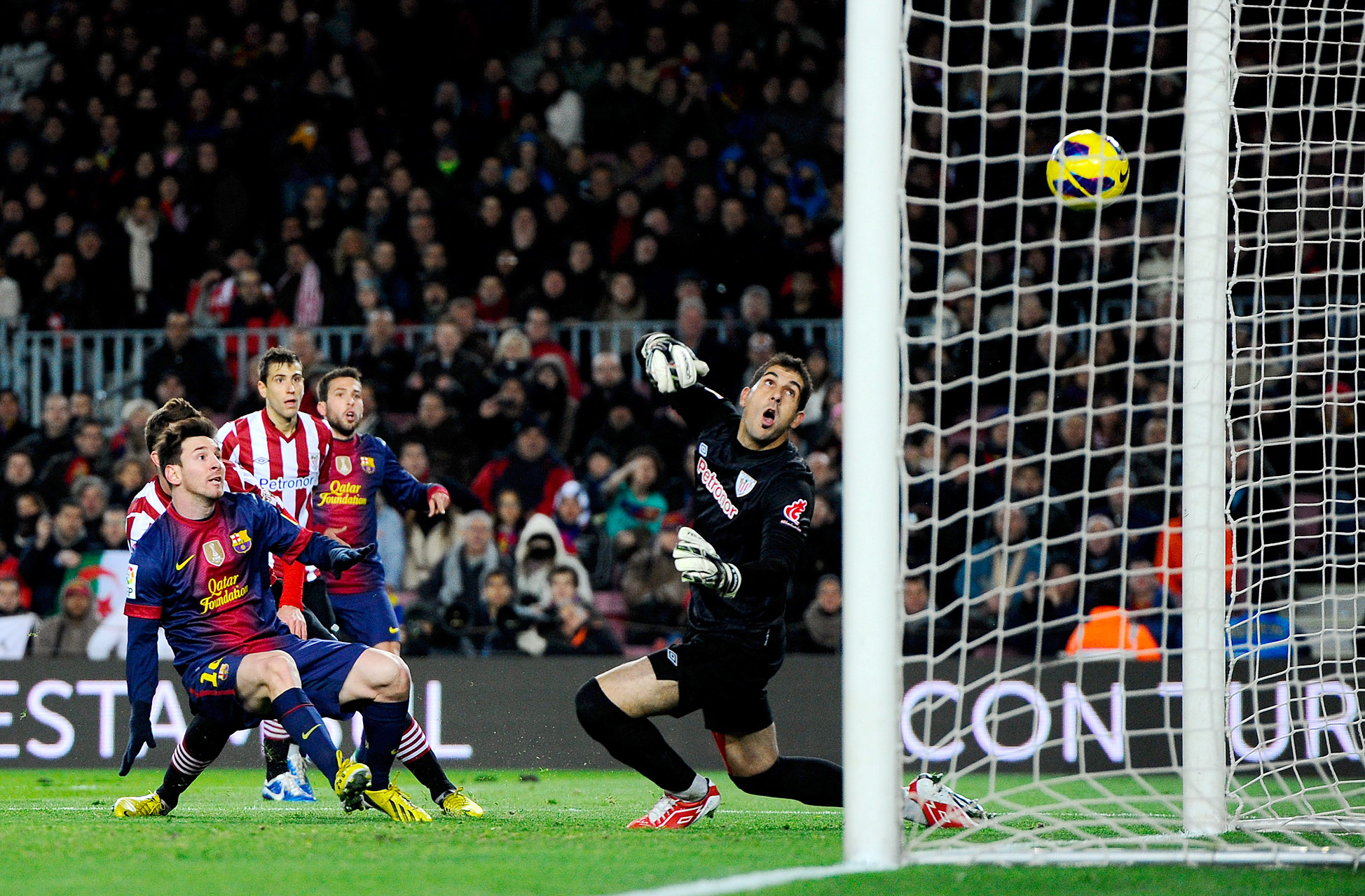 Behold, The Scorer - Photos of the Year 2012 - ESPN