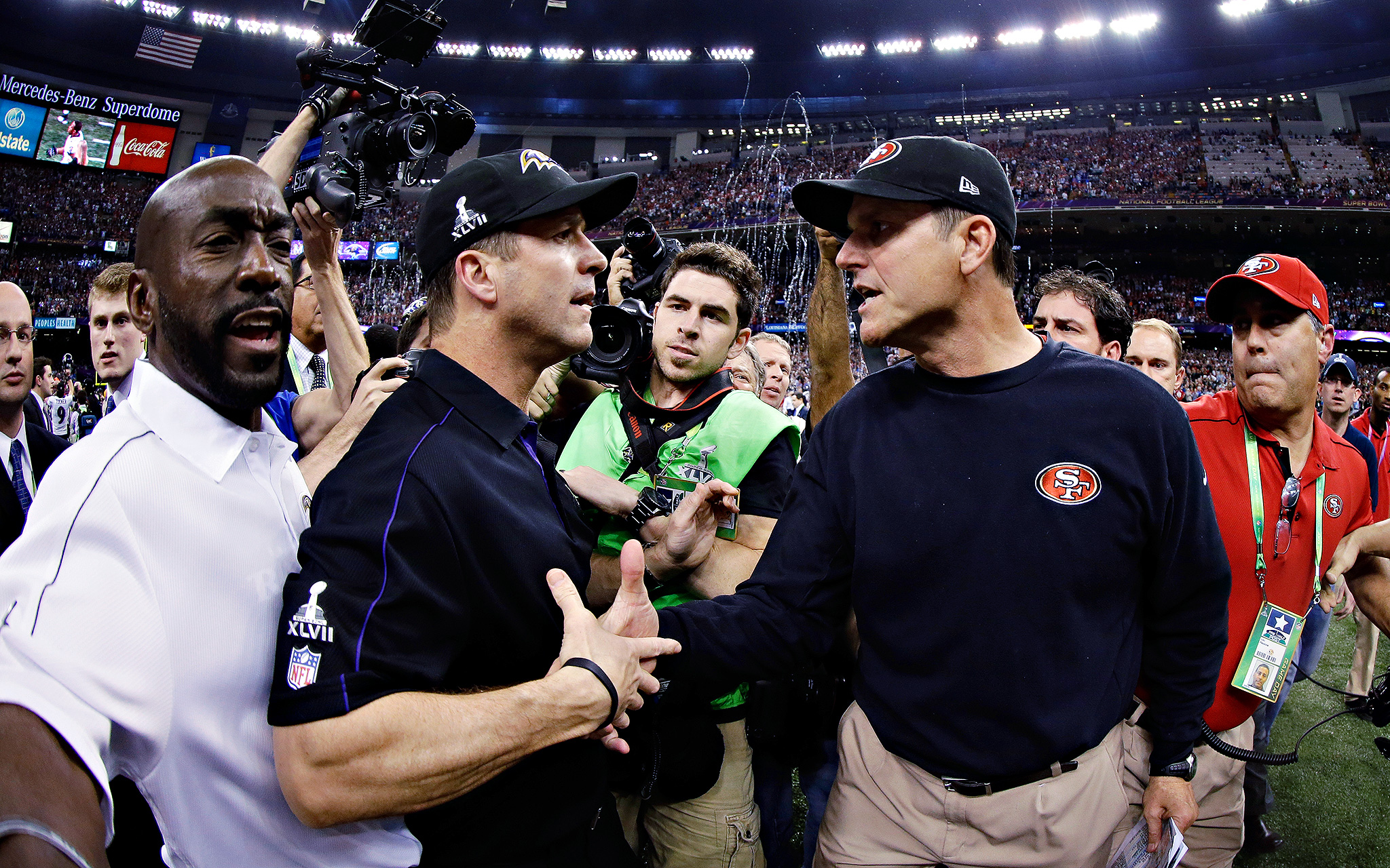 Harbaugh Handshake - SUPER BOWL XLVII GALLERY - ESPN
