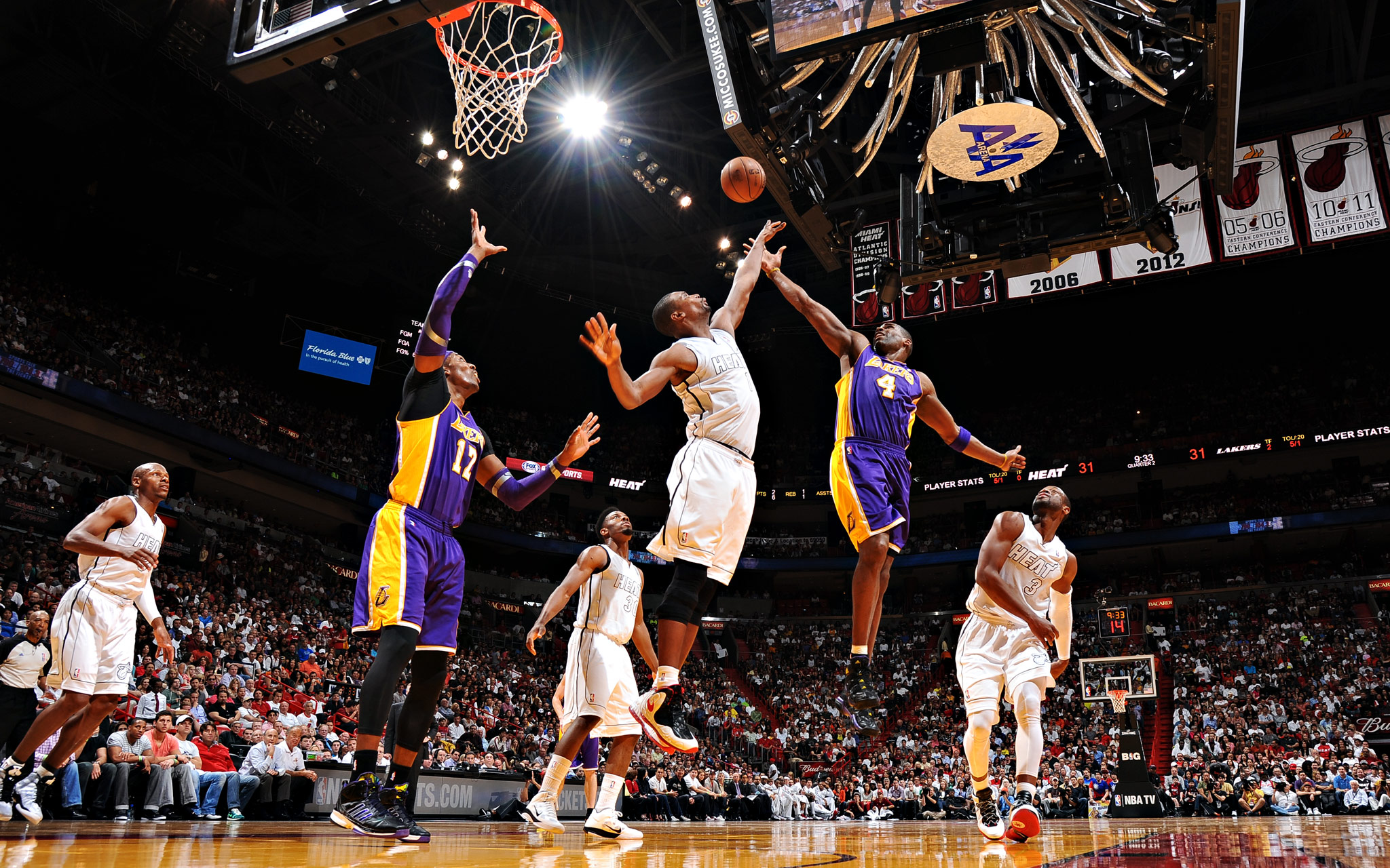 Float On - The Weekend in Pictures for Feb. 8 - 10, 2013 - ESPN