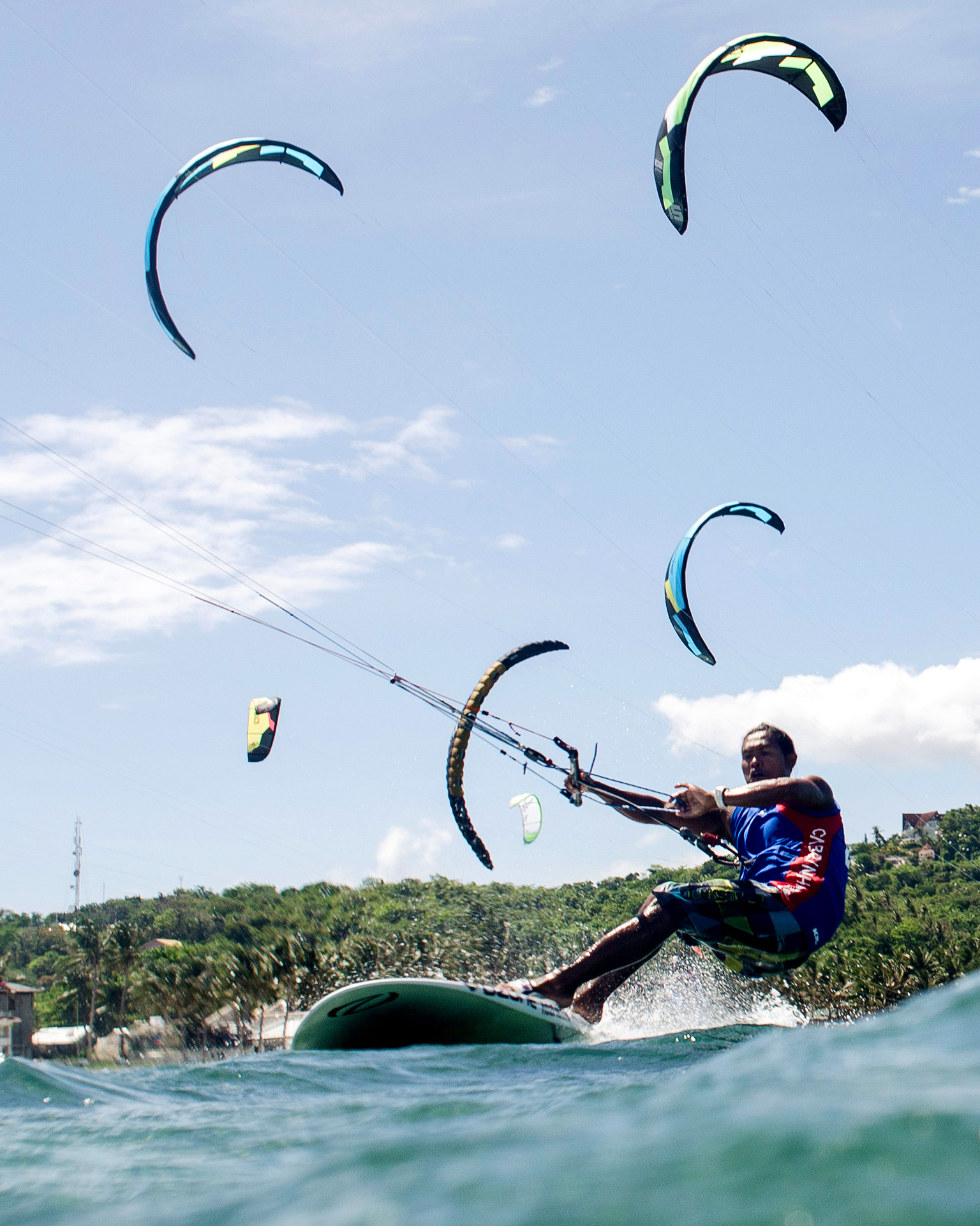 Riding The Waves - The Week in Pictures for March 25-27, 2013 - ESPN