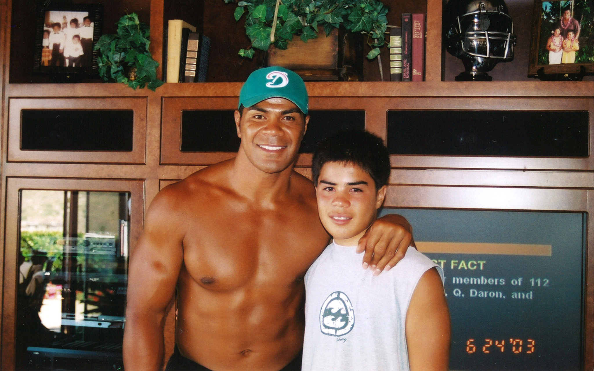 2003 - Junior Seau: A Life in Pictures - ESPN