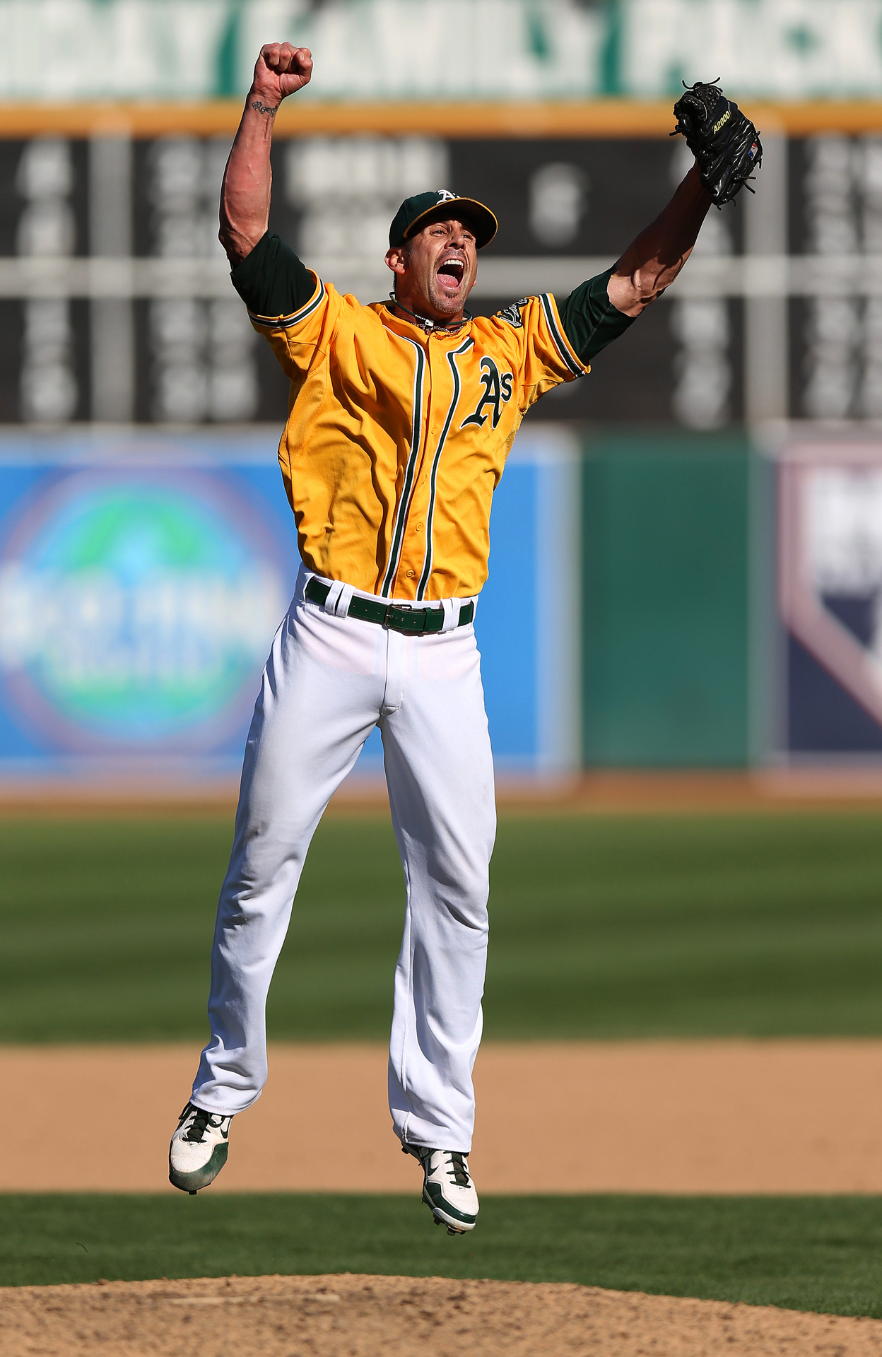 Baseball: BRAD MANGIN, Freelancer for MLB and Sports Illustrated - When ...