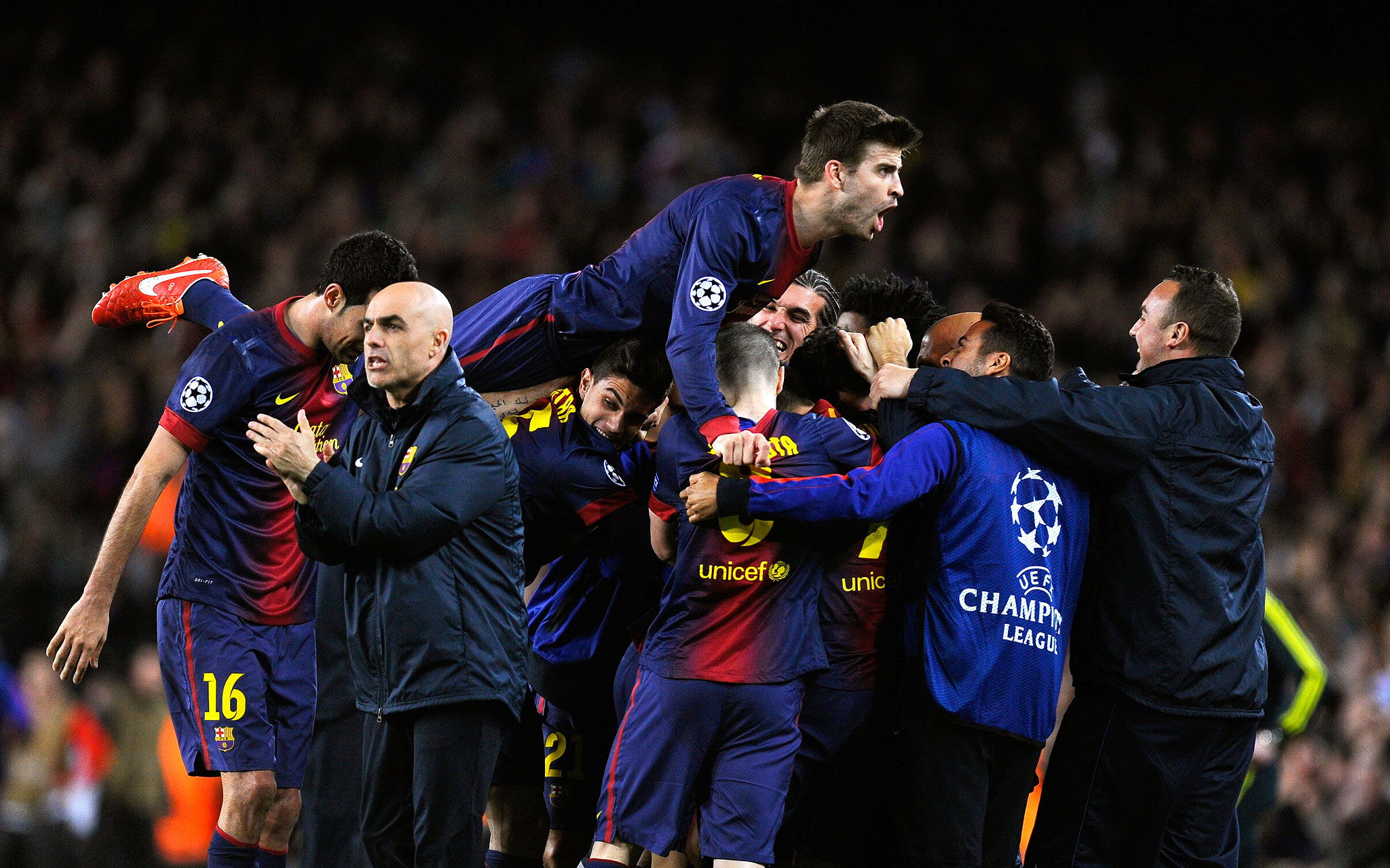 Gerard Pique - The Week in Pictures for April 8-10, 2013 - ESPN