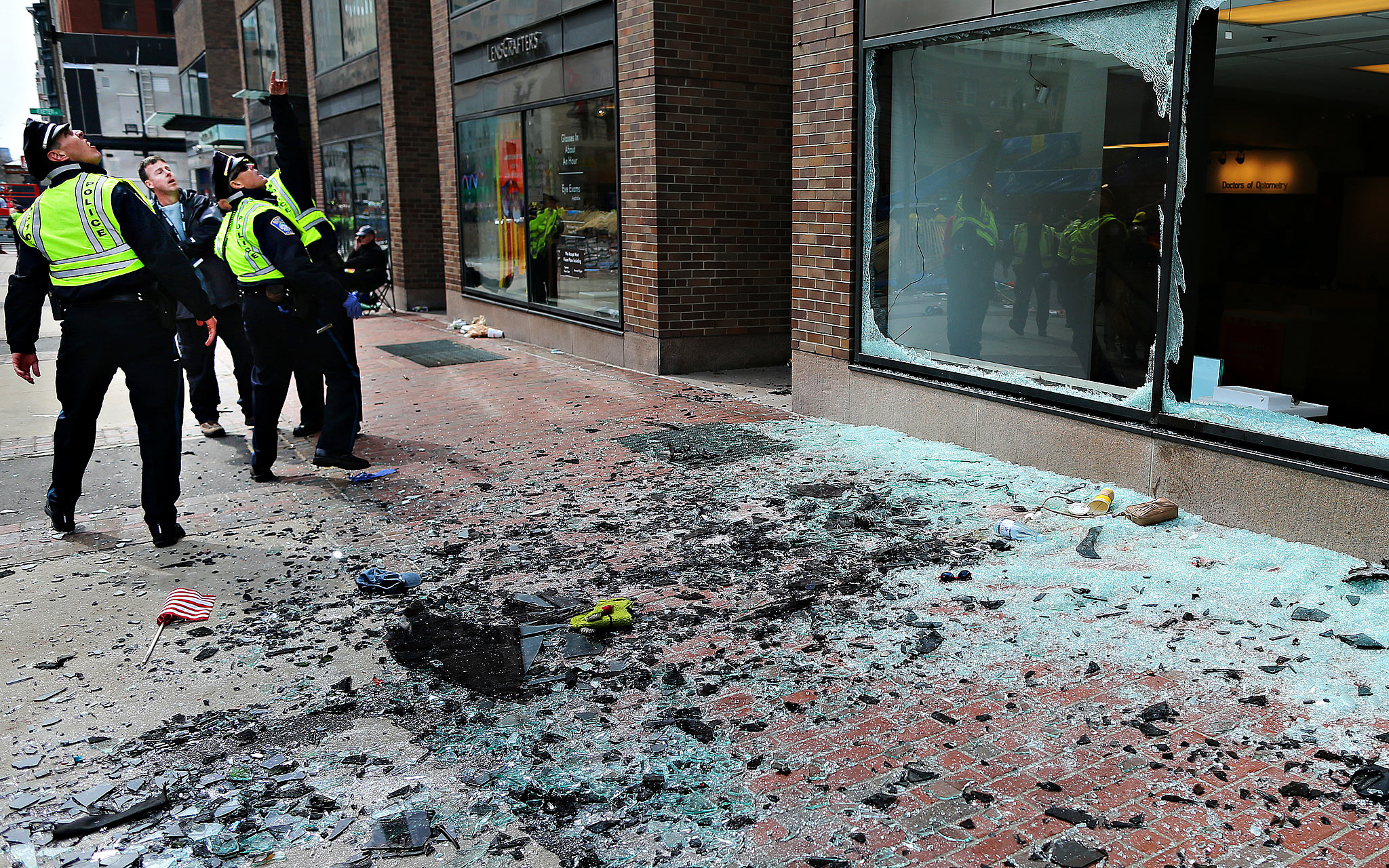 117th Boston Marathon - Explosions at the 117th Boston Marathon - ESPN