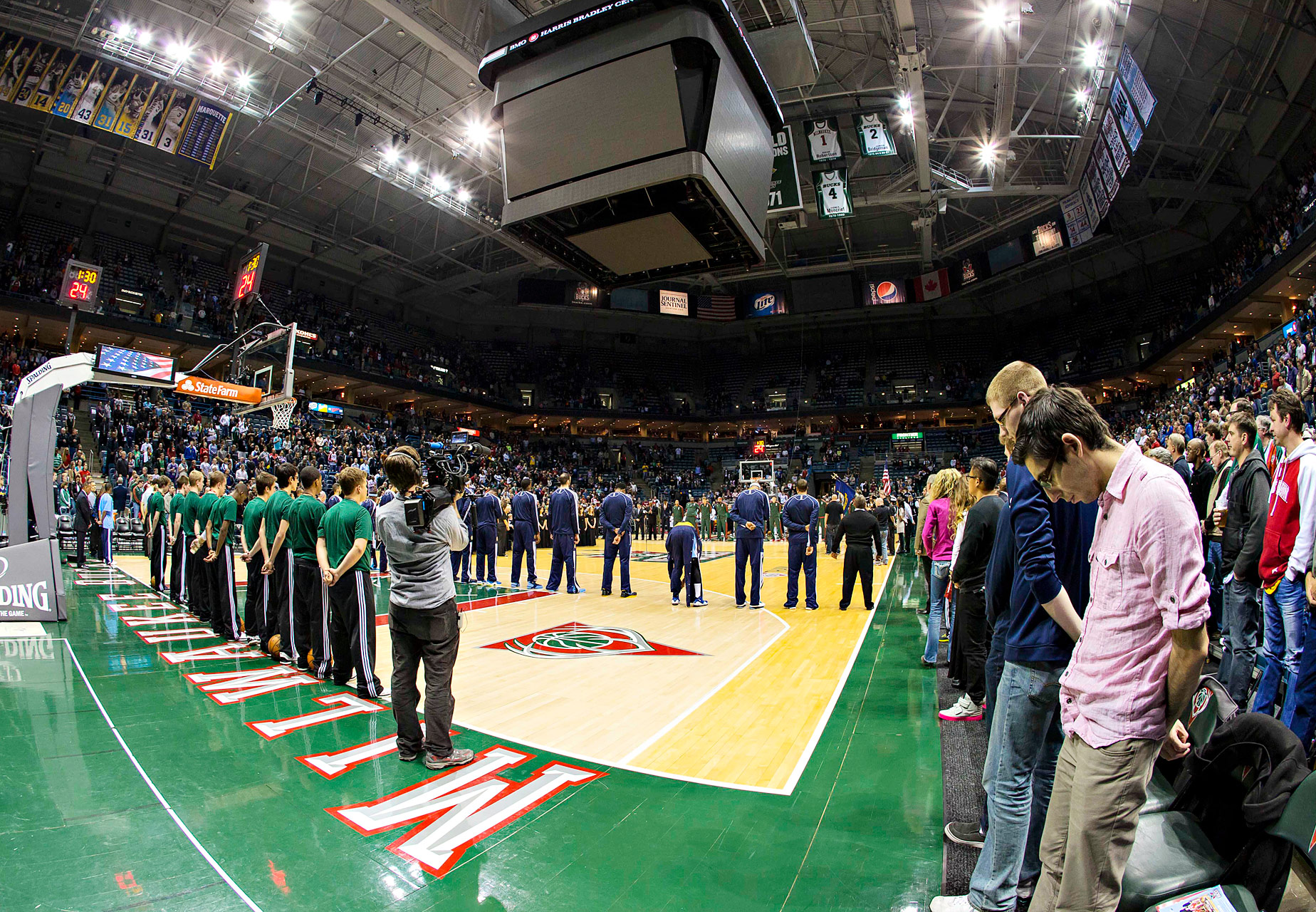 117th Boston Marathon - Explosions at the 117th Boston Marathon - ESPN