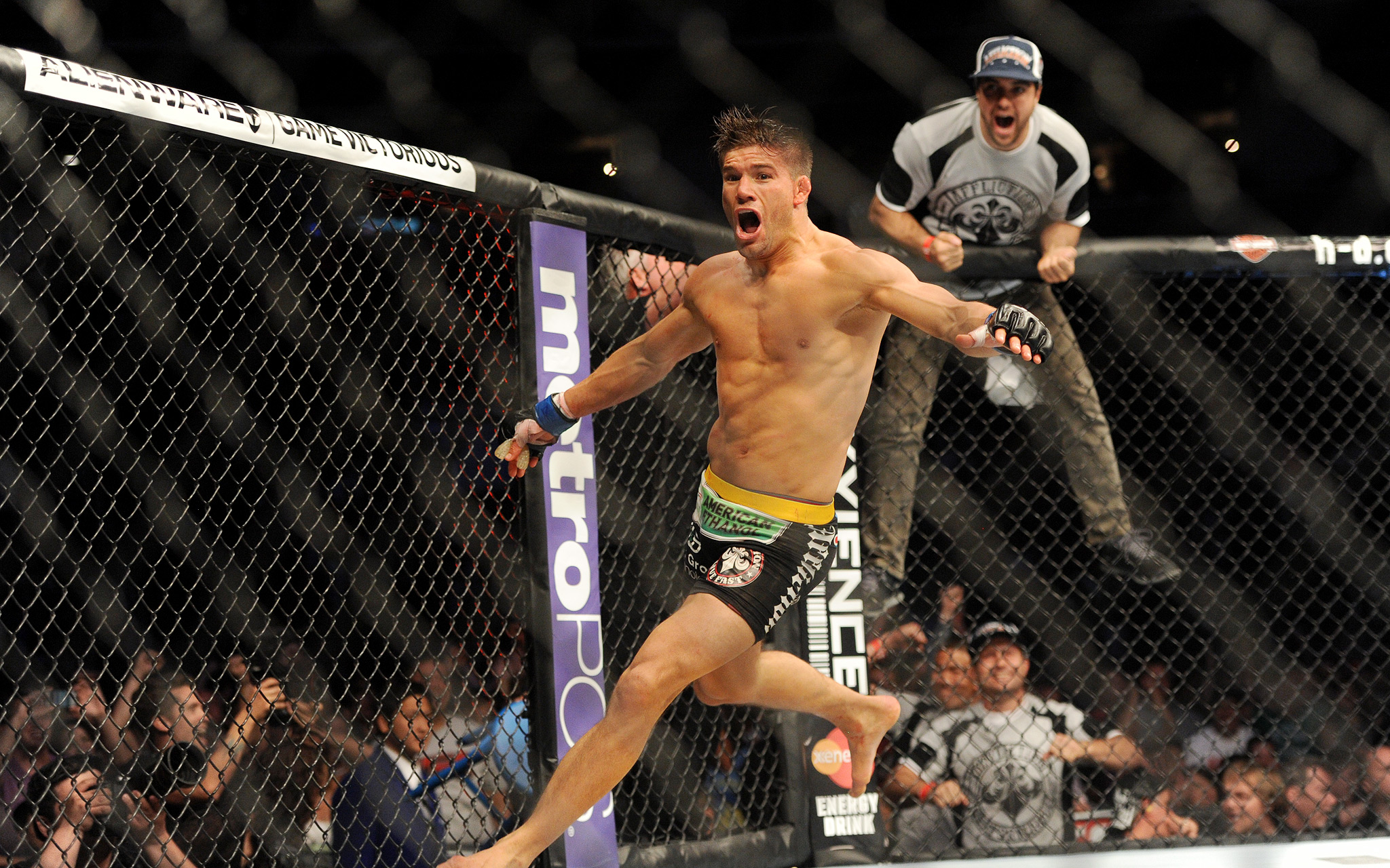 Diaz Vs. Thomson - The Weekend in Pictures for April 19 - April 21 ...