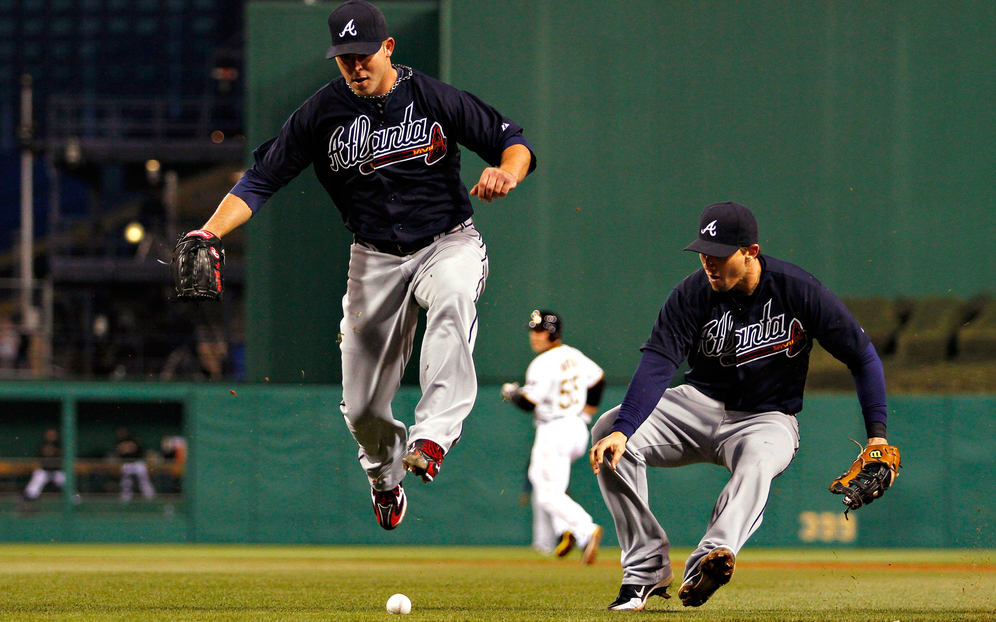 Hop, Skip And Throw - The Weekend in Pictures for April 19 - April 21 ...