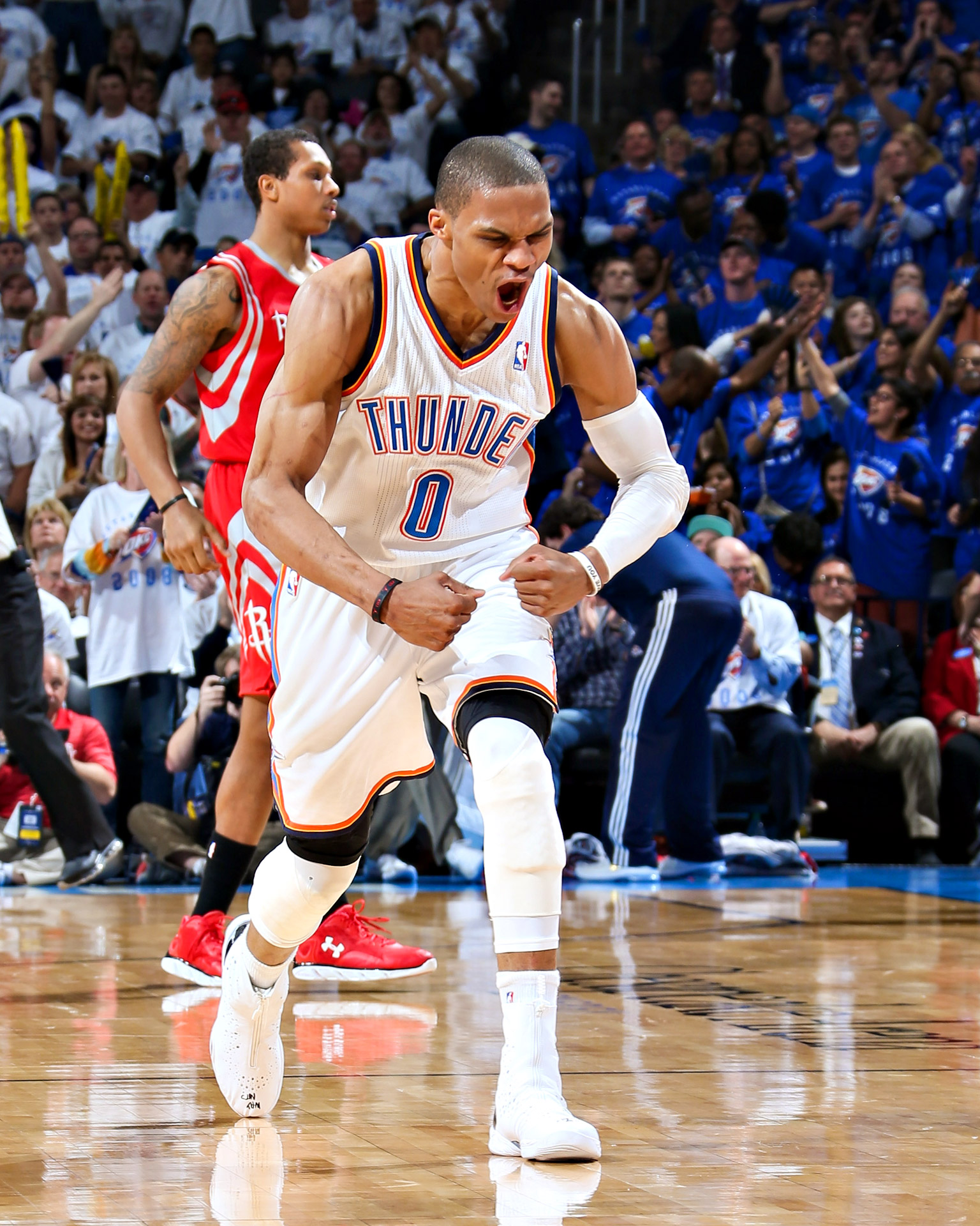Thunder and Lightning - The Week in Pictures for April 22-24, 2013 - ESPN