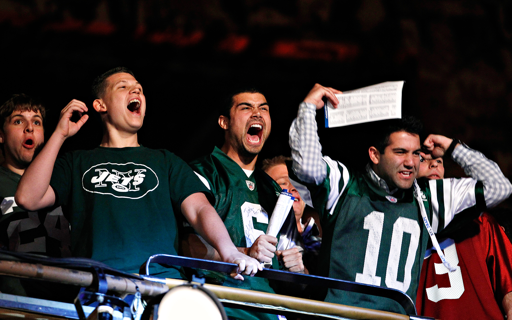 Jets Fans At The Draft - The Weekend in Pictures for April 26 - April ...