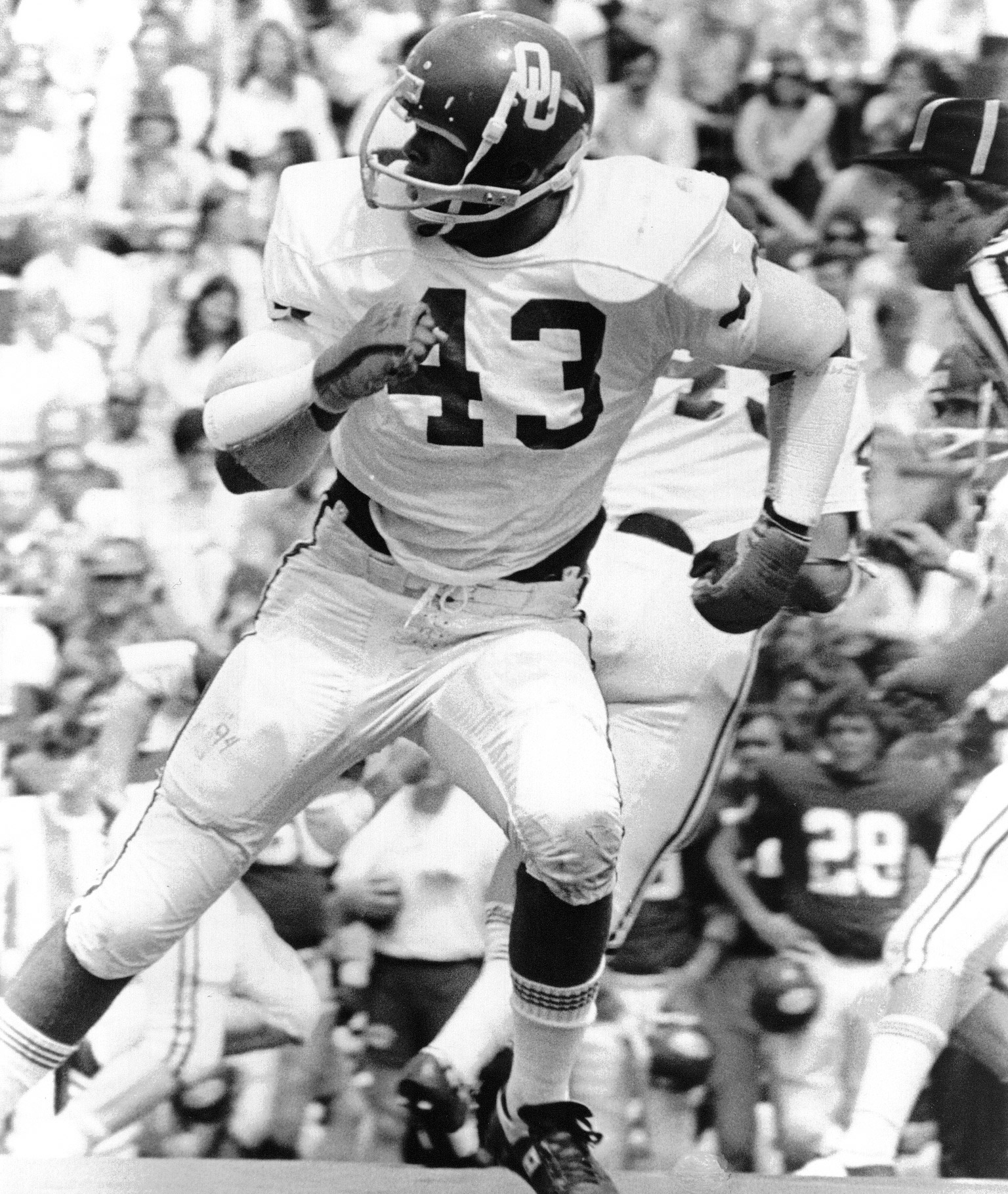 Rod Shoate, Oklahoma LB - 2013 Hall of Fame Class photo gallery - ESPN