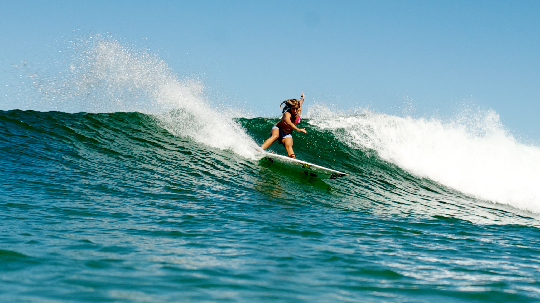 Lee-Ann Curren - Lee-Ann Curren's a Rock Star - X Games