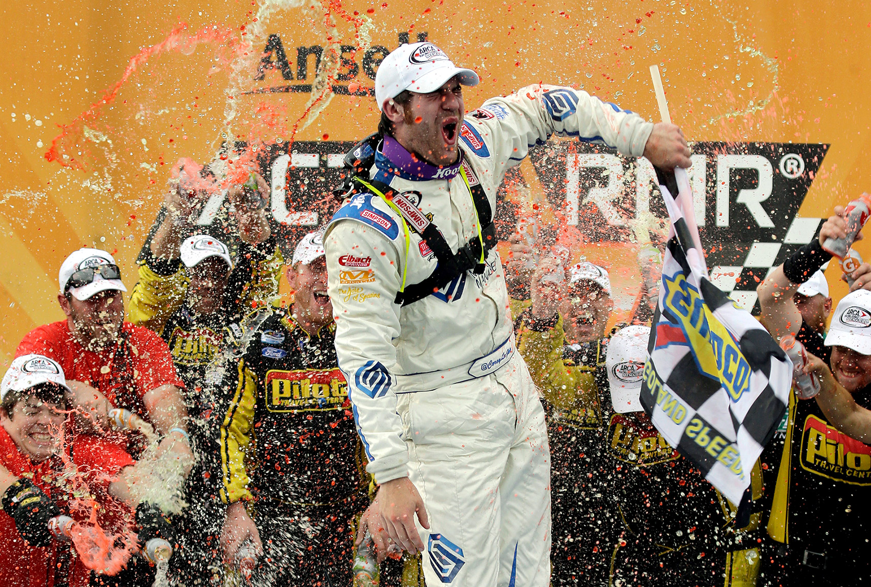 Victory Spray - The Week in Pictures for July 15-21, 2013 - ESPN