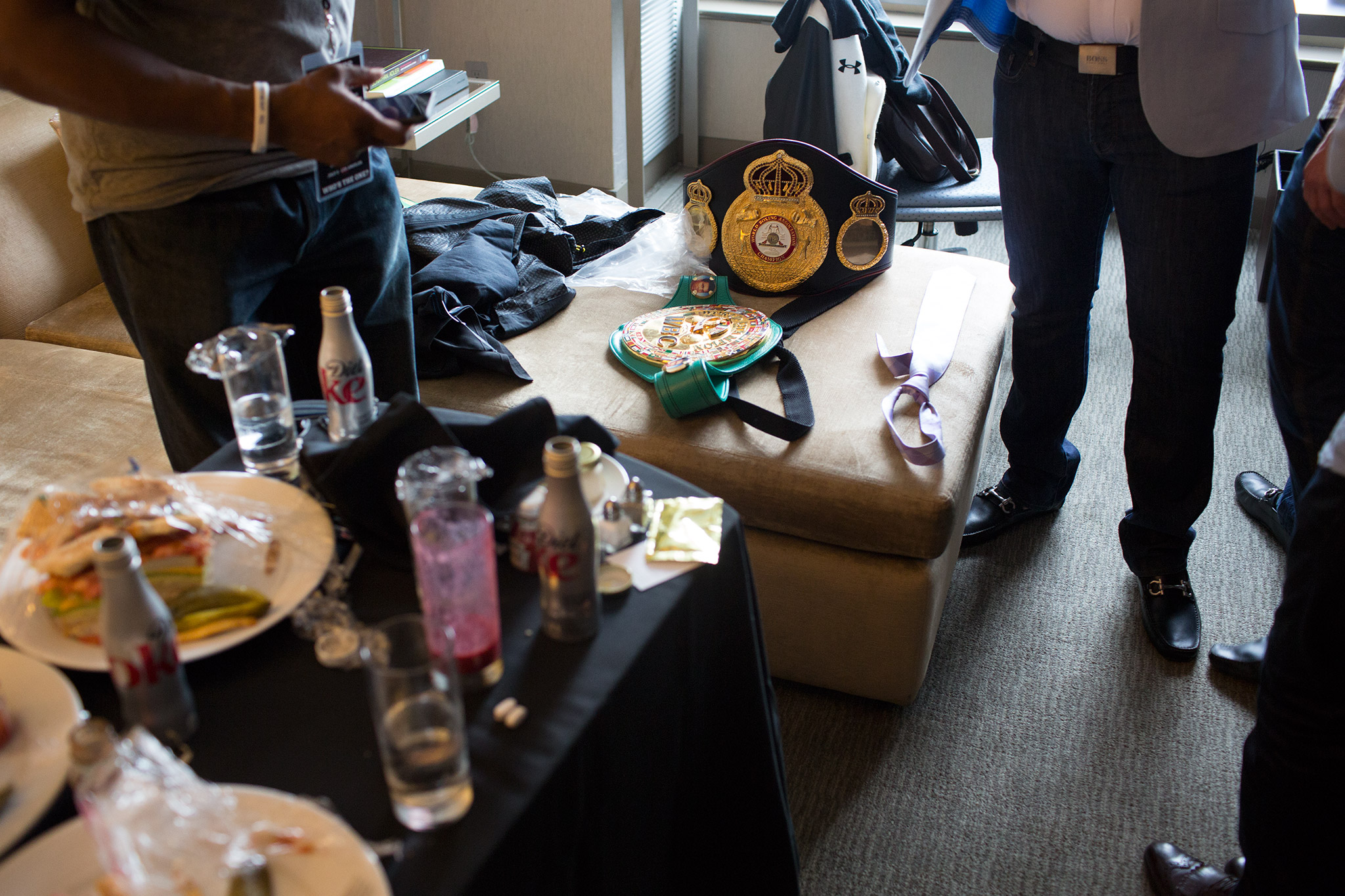 Which Belt Goes With This Outfit? - The Contender, Canelo Alvarez - ESPN