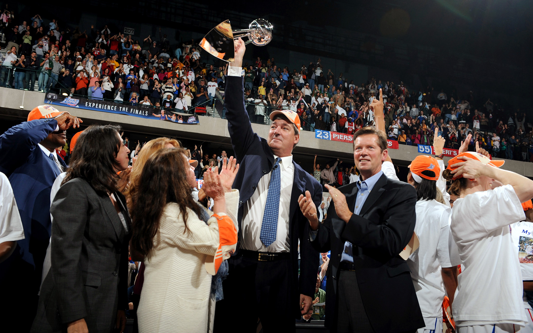 Bill Laimbeer - Bill Laimbeer Gallery: Career Retrospective - espnW