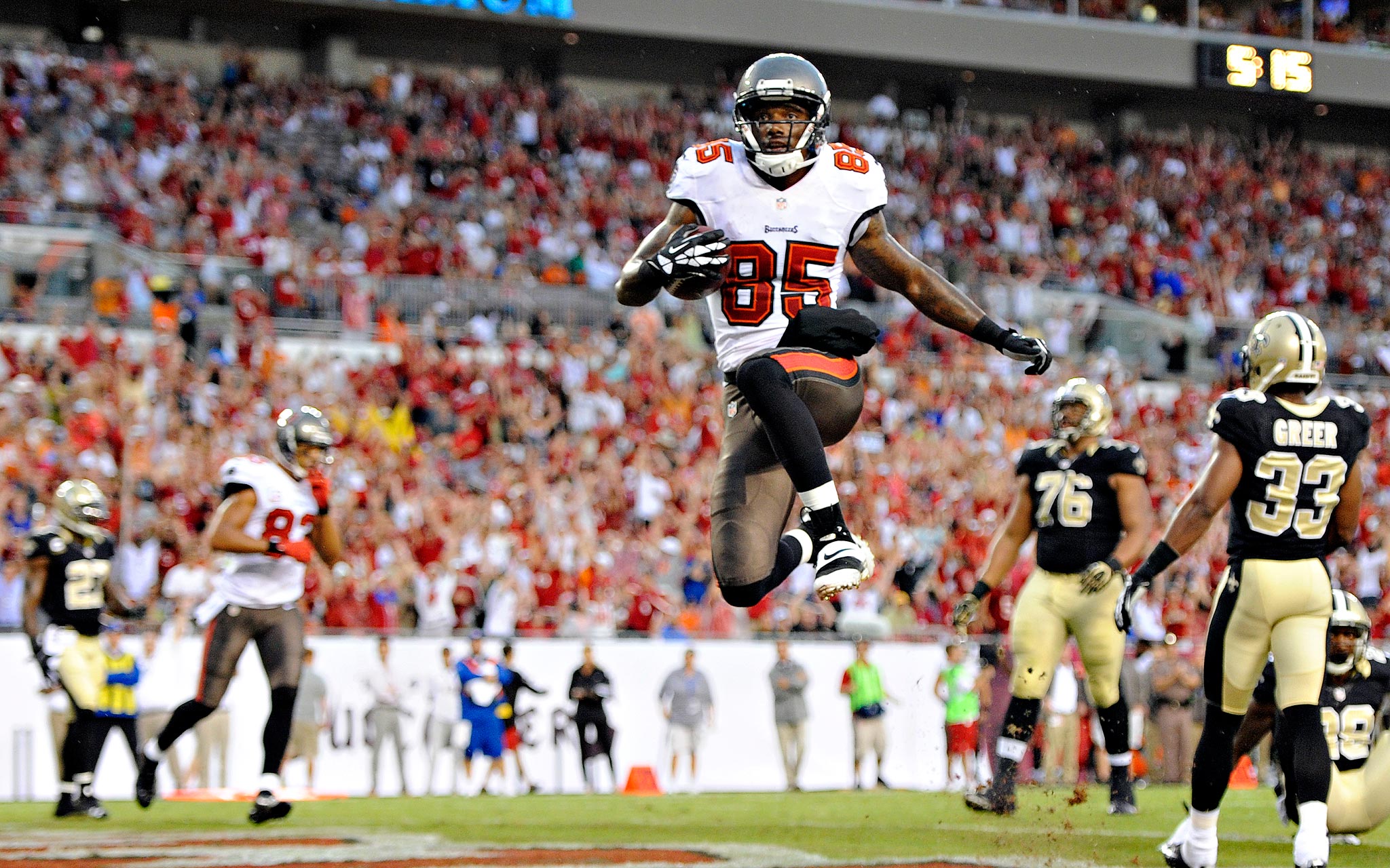 What Goes Up ... - NFL Week 2 in Pictures - ESPN