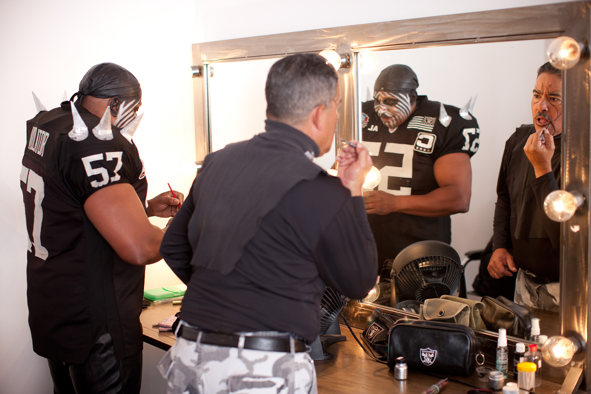 Raider Nation Behind The Makeup Huffpost