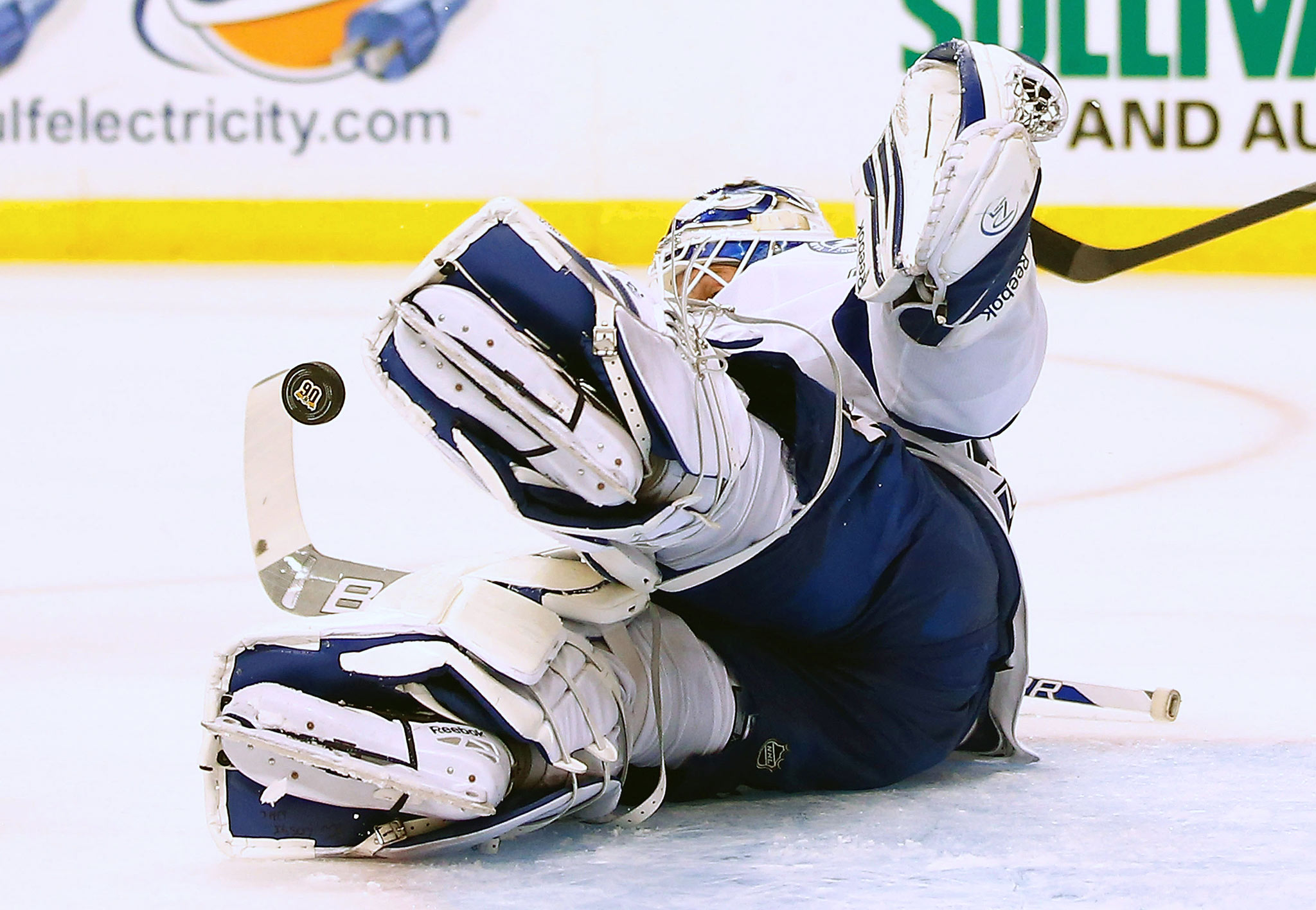 Lightning Save - The Week in Pictures for Sept. 30-Oct. 6, 2013 - ESPN