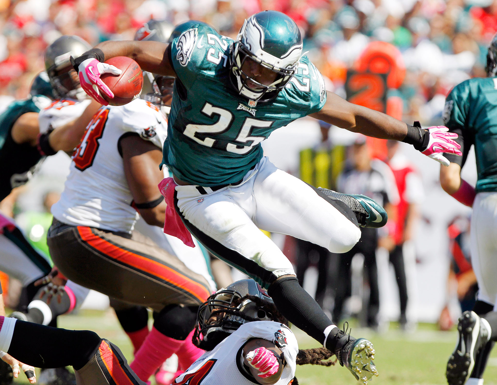 Tough To Stop - NFL Week 6 In Pictures - ESPN