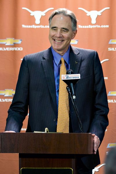 Chip Brown reports Mack Brown will step down as Texas Coach : r/CFB