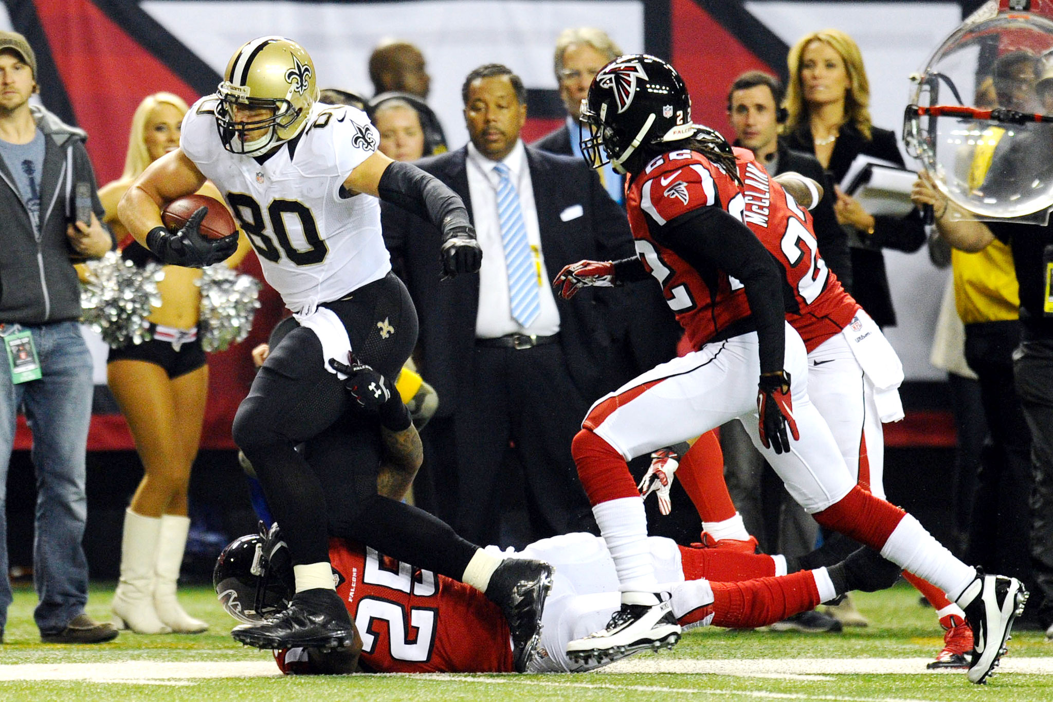 On His Way To 100 - NFL: Week 12 in Pictures - ESPN