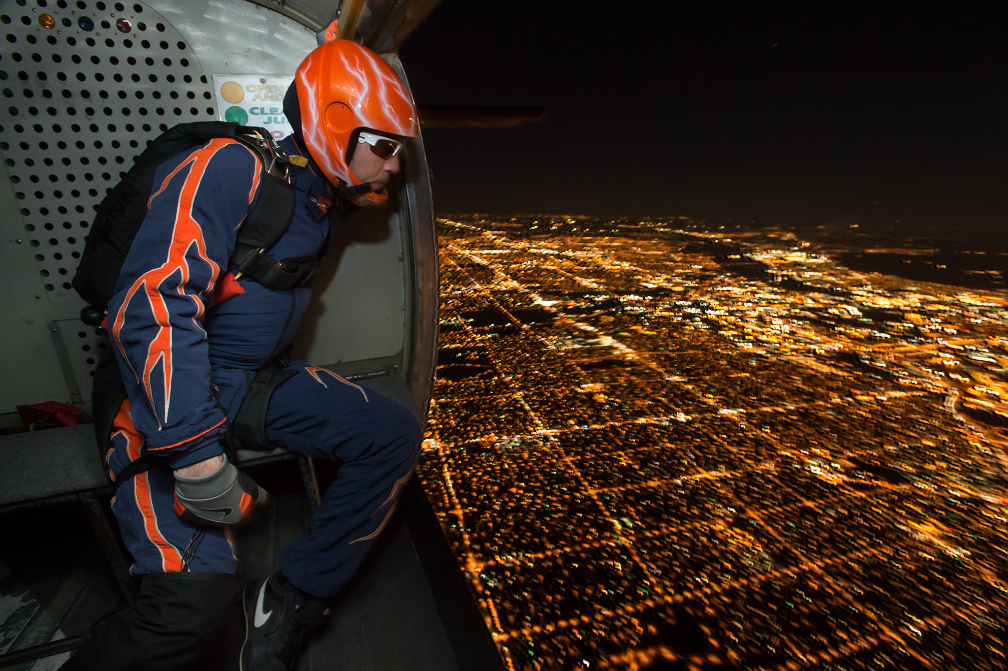 Hands Inside the Vehicle - Space Cowboys - ESPN