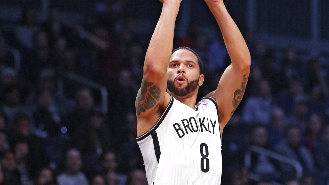 Deron Williams Snake Tattoo