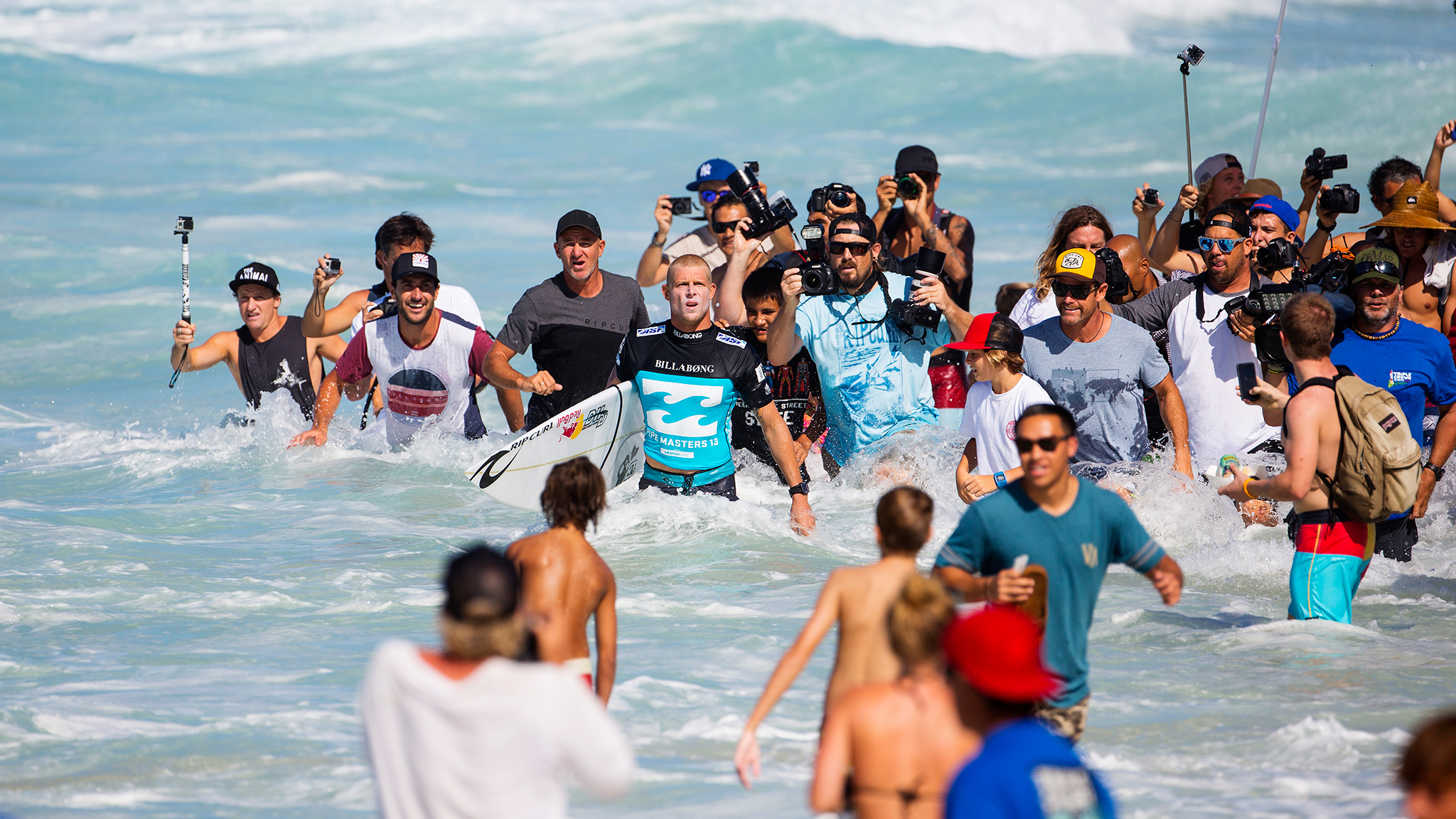 Mick Fanning - Vans Triple Crown of Surfing -- 2013 Pipeline Masters ...