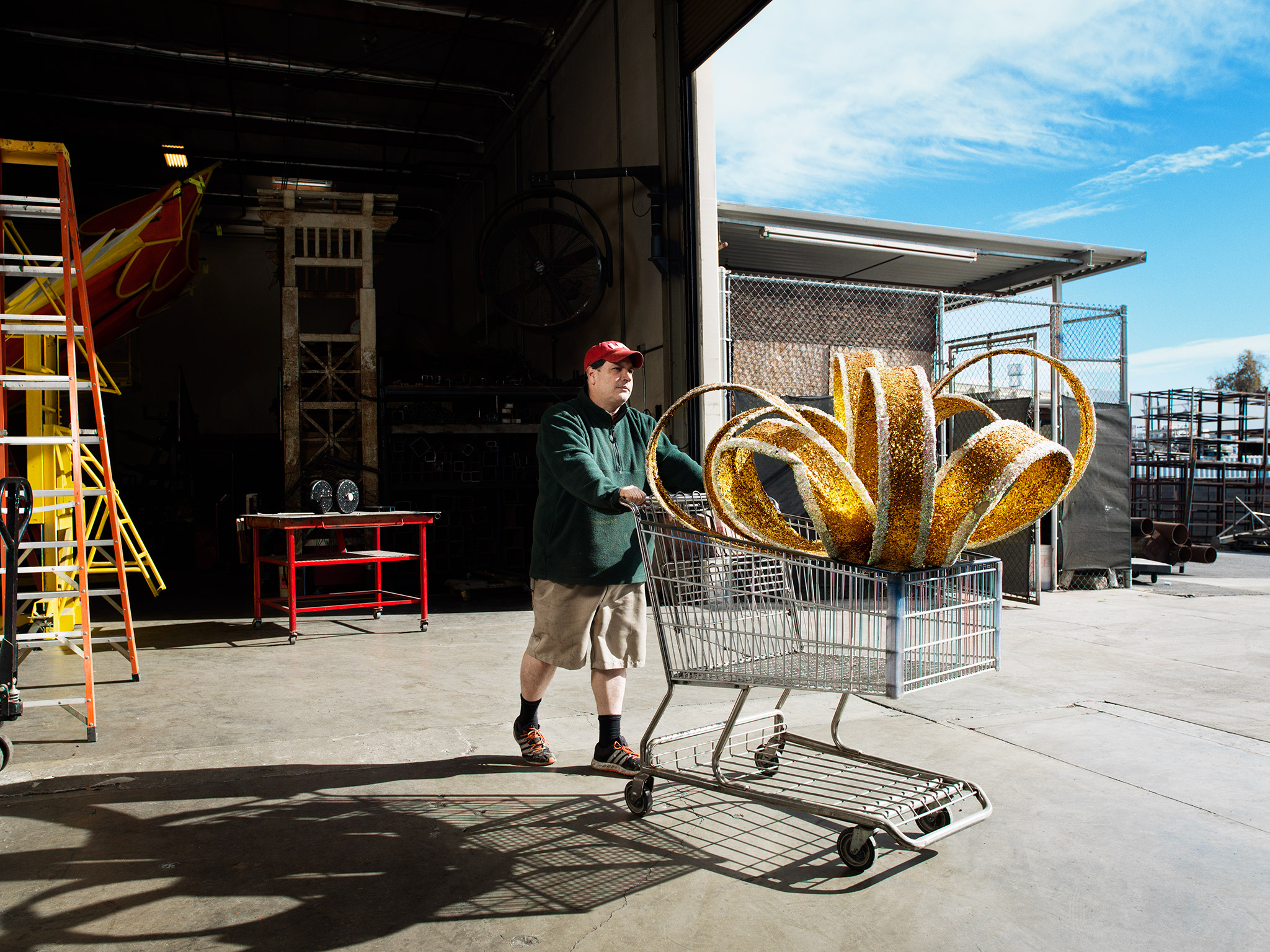 Keeping Up the Title - The Rose Parade Floats - ESPN